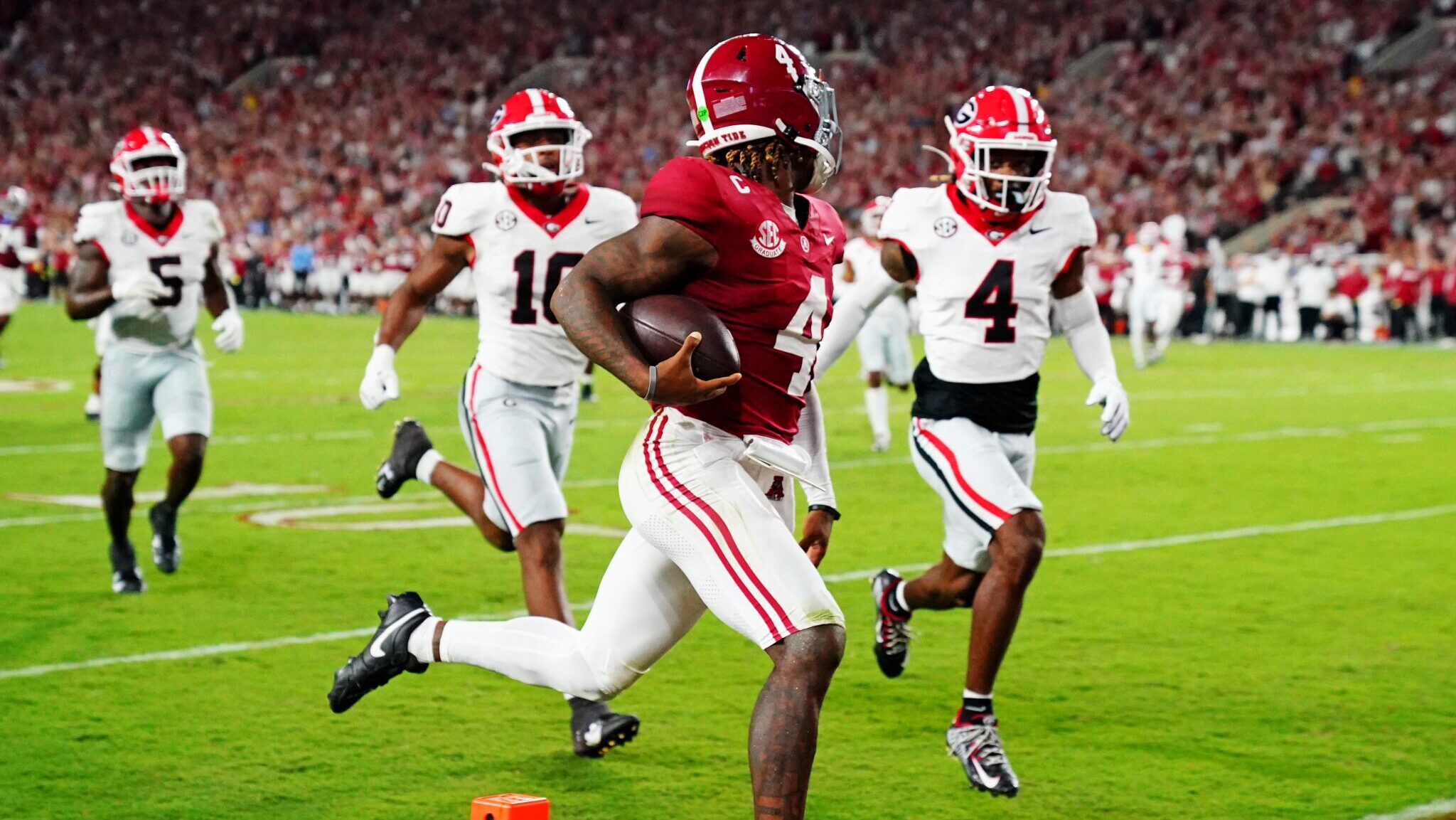 Alabama now favored to win National Championship after dominant first ...