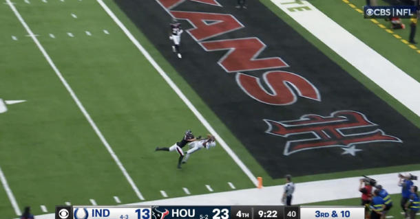 Josh Downs, former UNC WR, hauls in unbelievable touchdown catch for ...