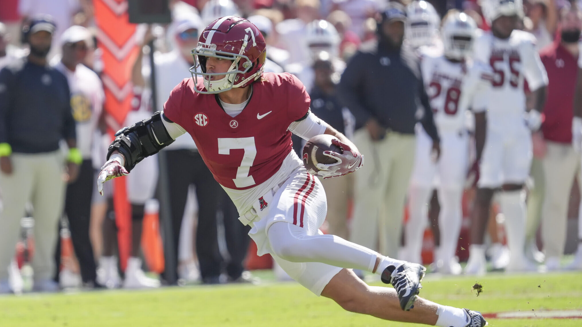 Cole Adams carted off the field with leg injury during Missouri-Alabama ...