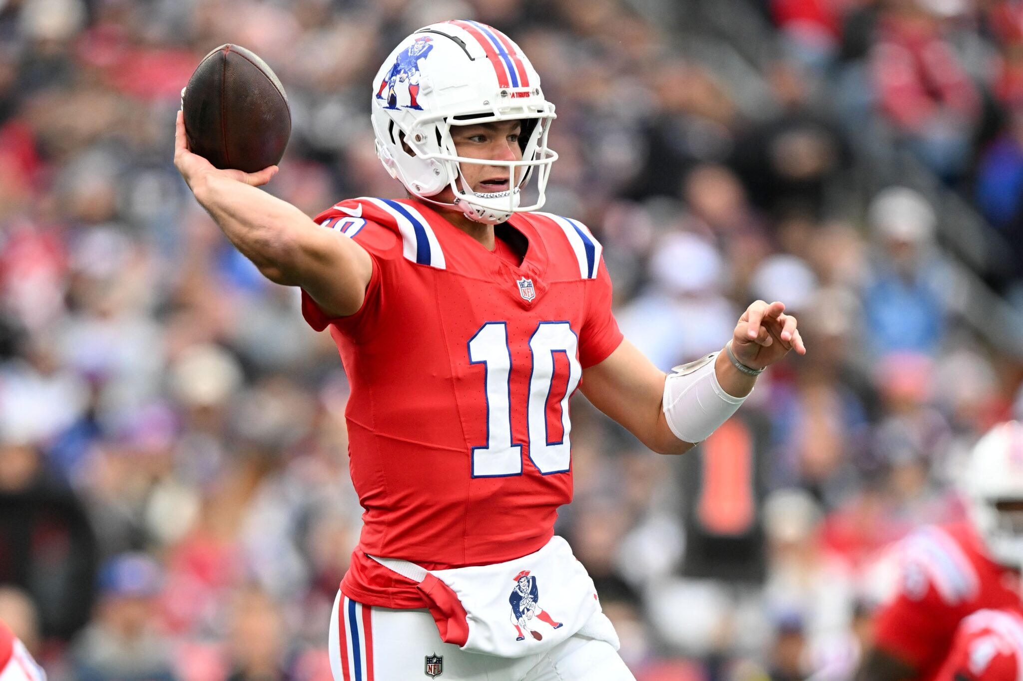 Drake Maye sets rare NFL mark for QBs in debut with Patriots - Saturday ...