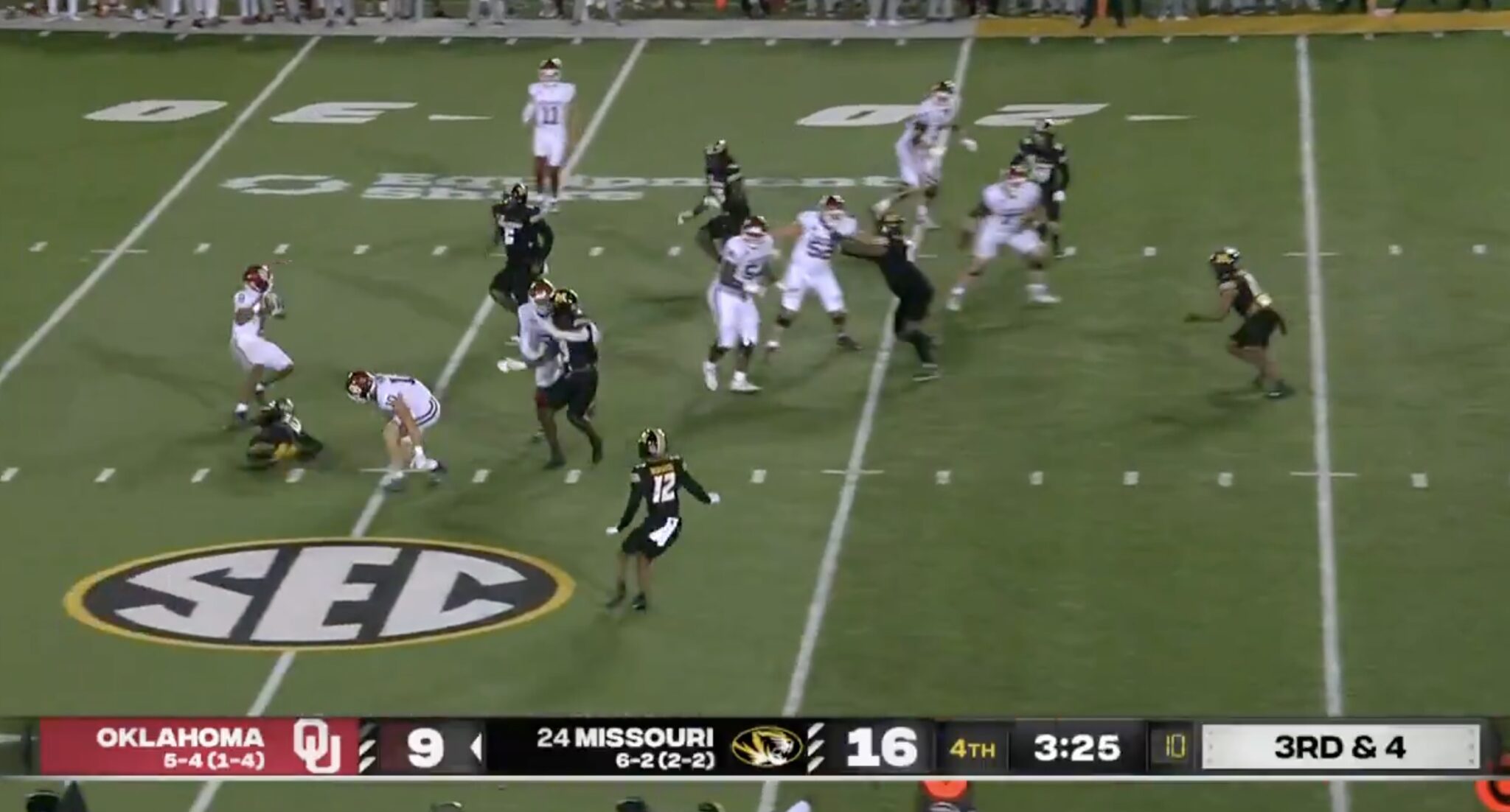 Oklahoma takes lead over Mizzou after wild sequence featuring RB ...