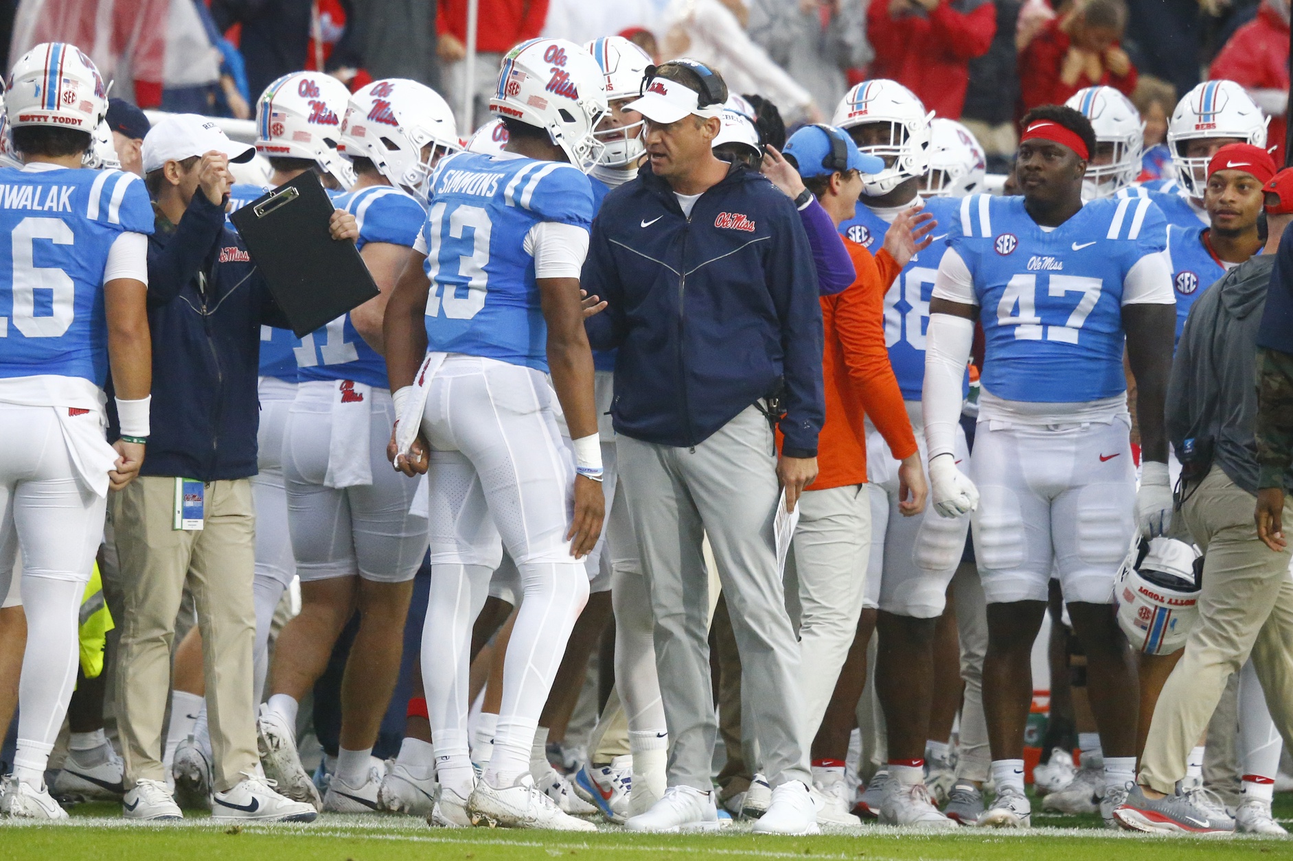 Lane Kiffin weighs in on perceived usage of squirrel delays during Ole ...
