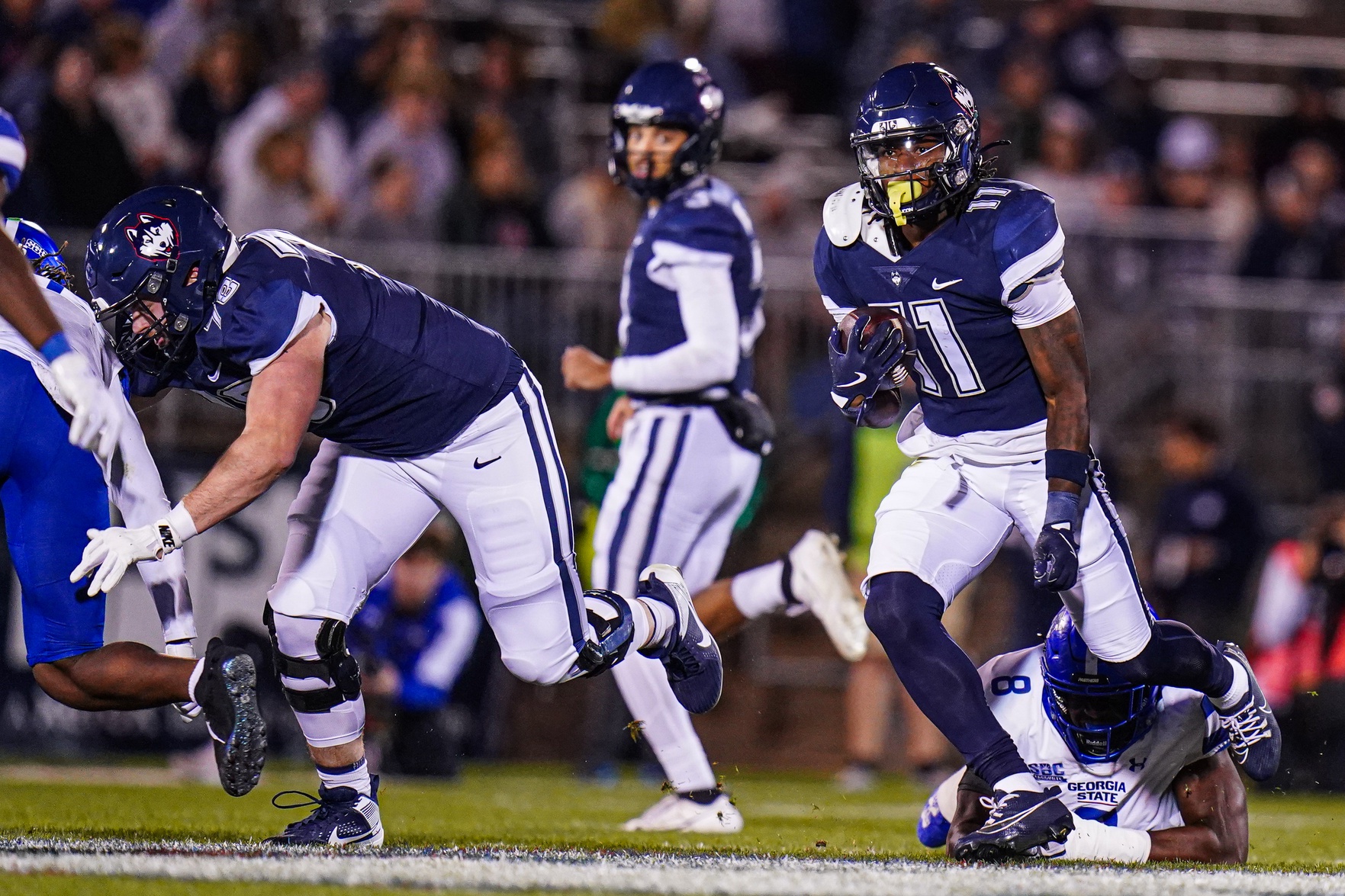 Durrell Robinson, former UConn RB, commits to Auburn - Saturday Down South