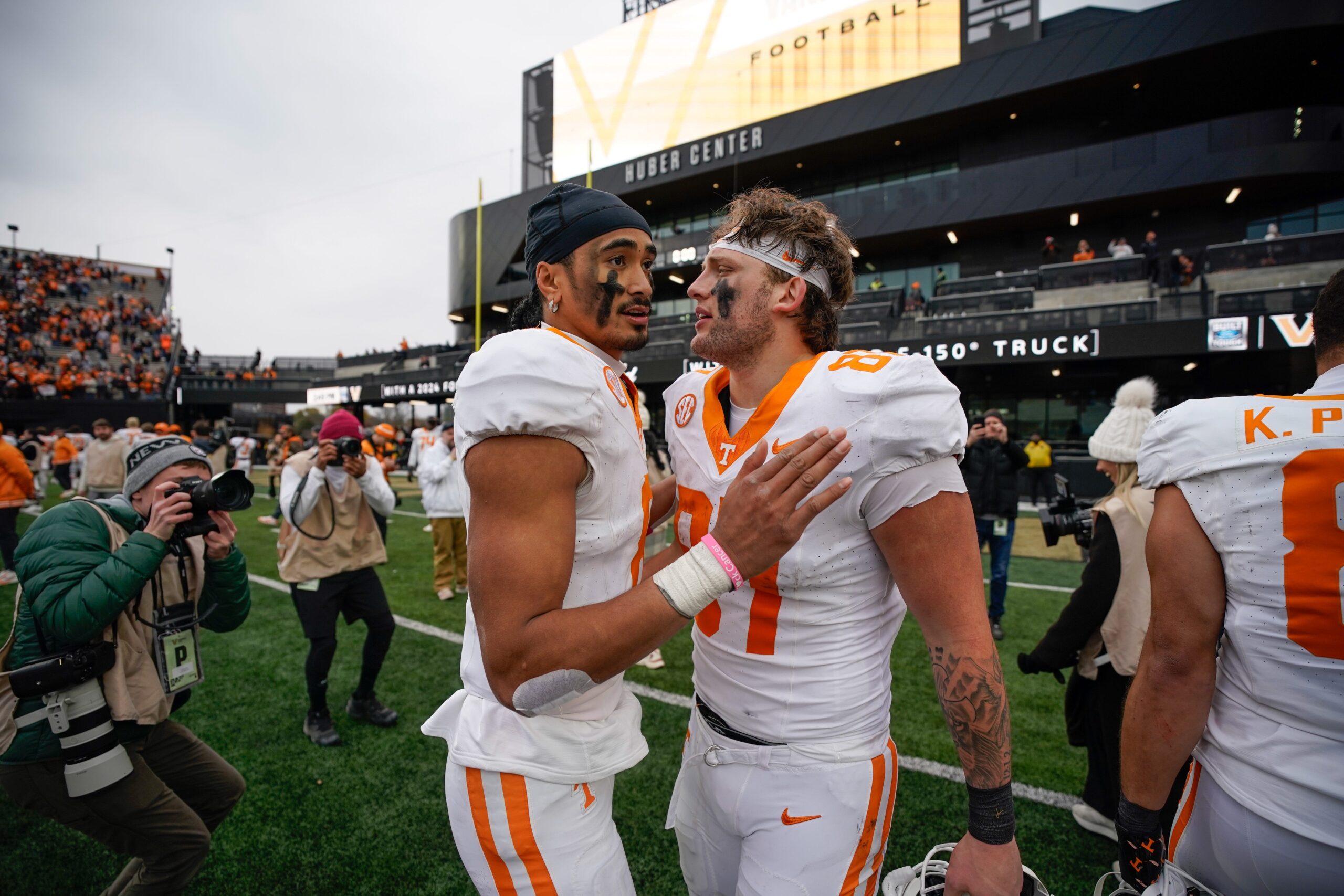 Tennessee TE Miles Kitselman announces return for 2025 - Saturday Down ...