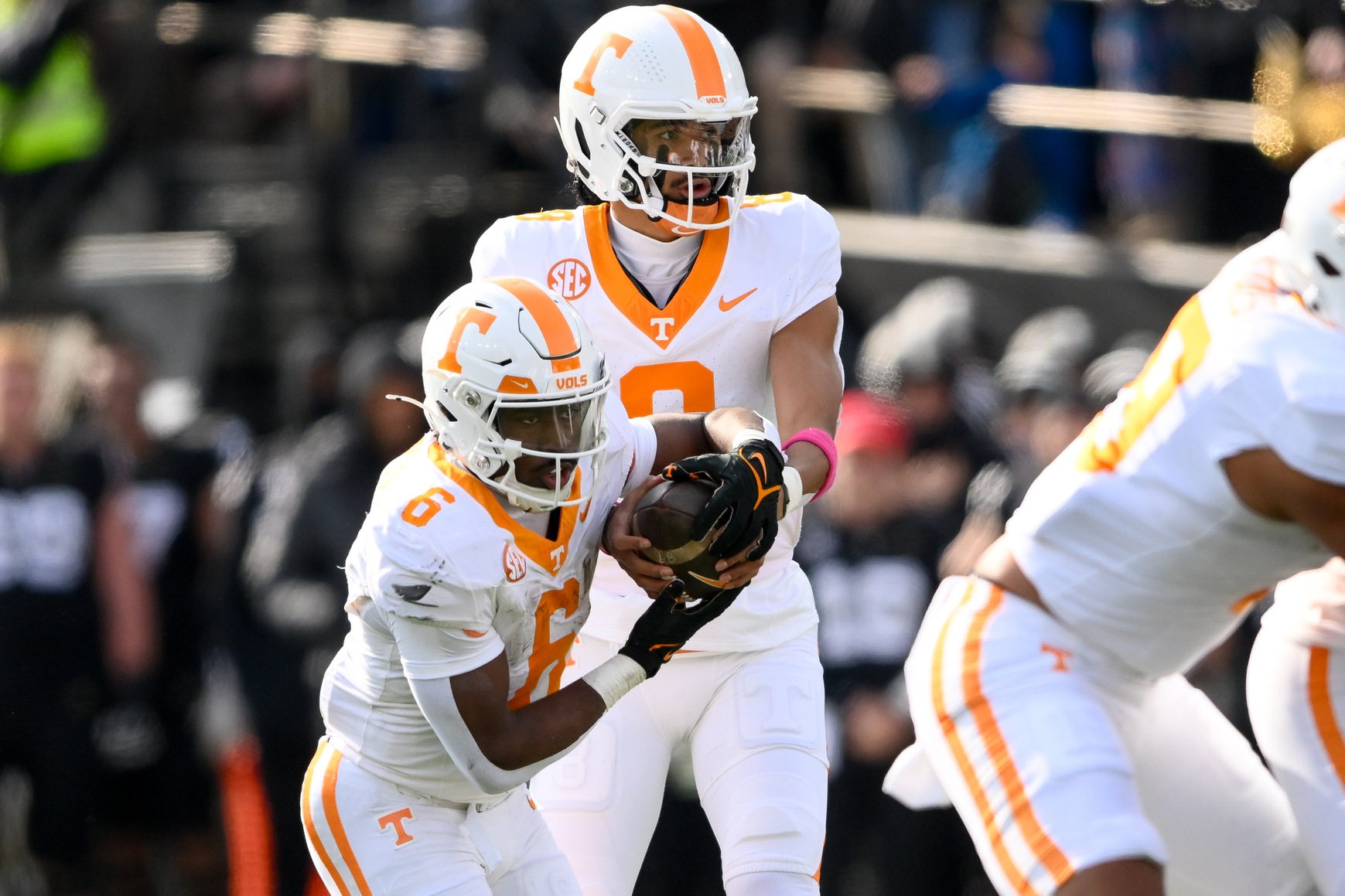 How to bet Ohio State-Tennessee: Odds, preview, picks — CFP first round ...