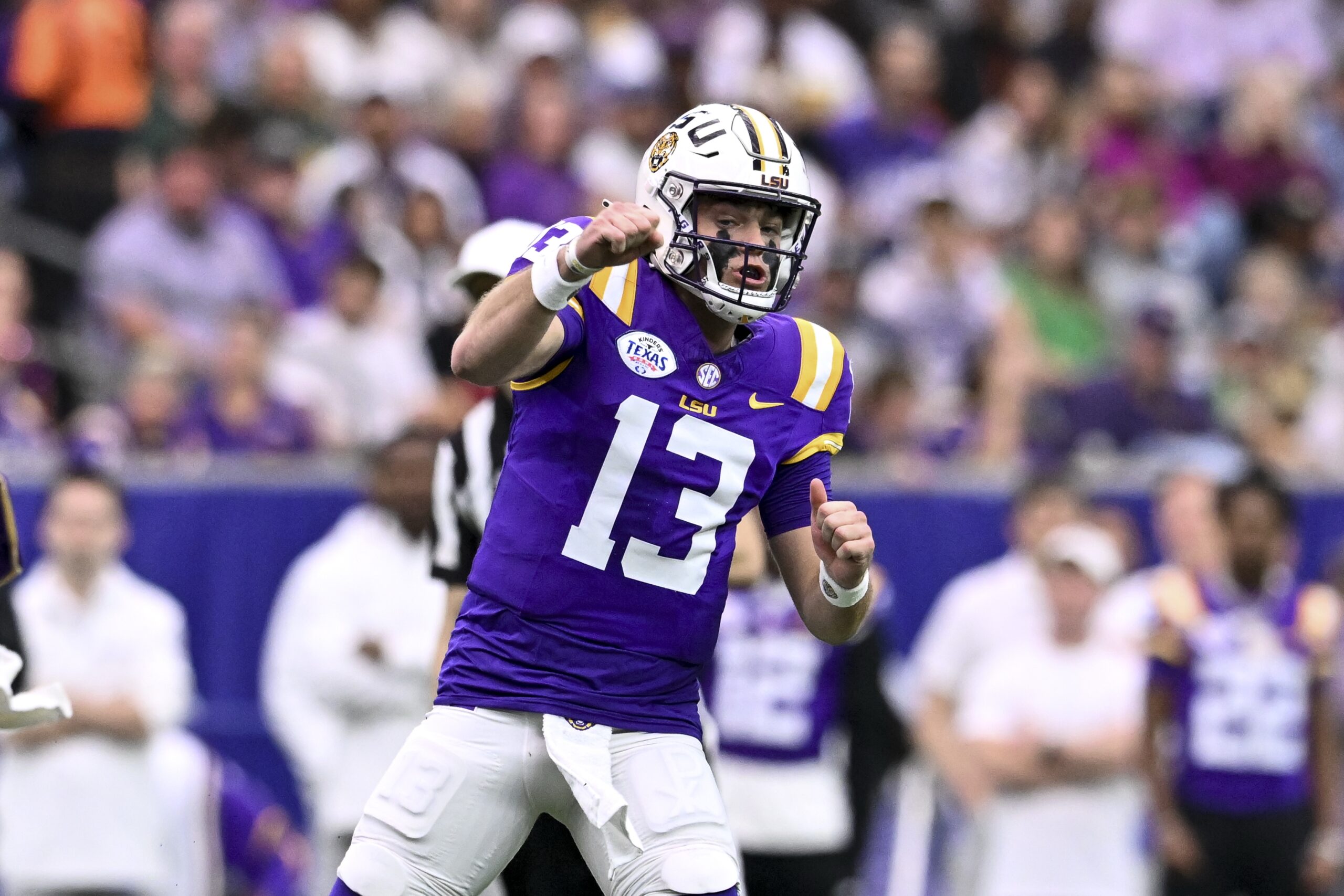 LSU linebacker urged Garrett Nussmeier to return for 2025 season: 'We ...