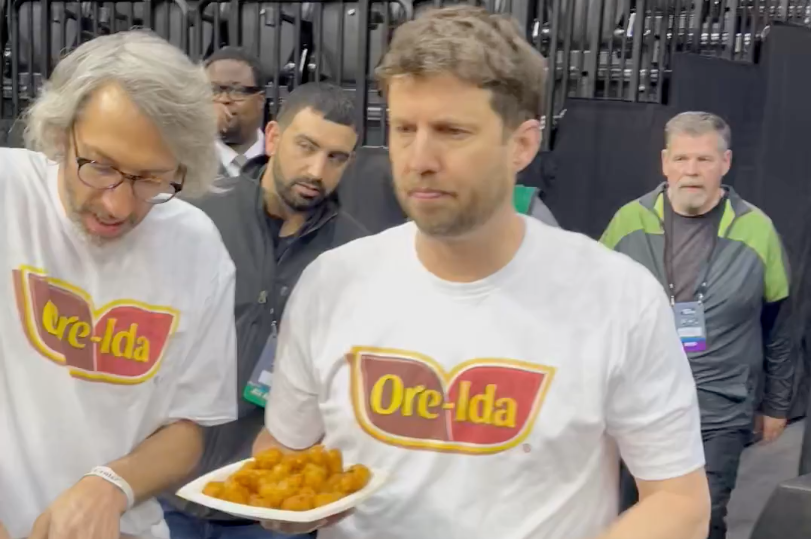 Napoleon Dynamite dishes out tater tots in support of BYU at Sweet 16 ...