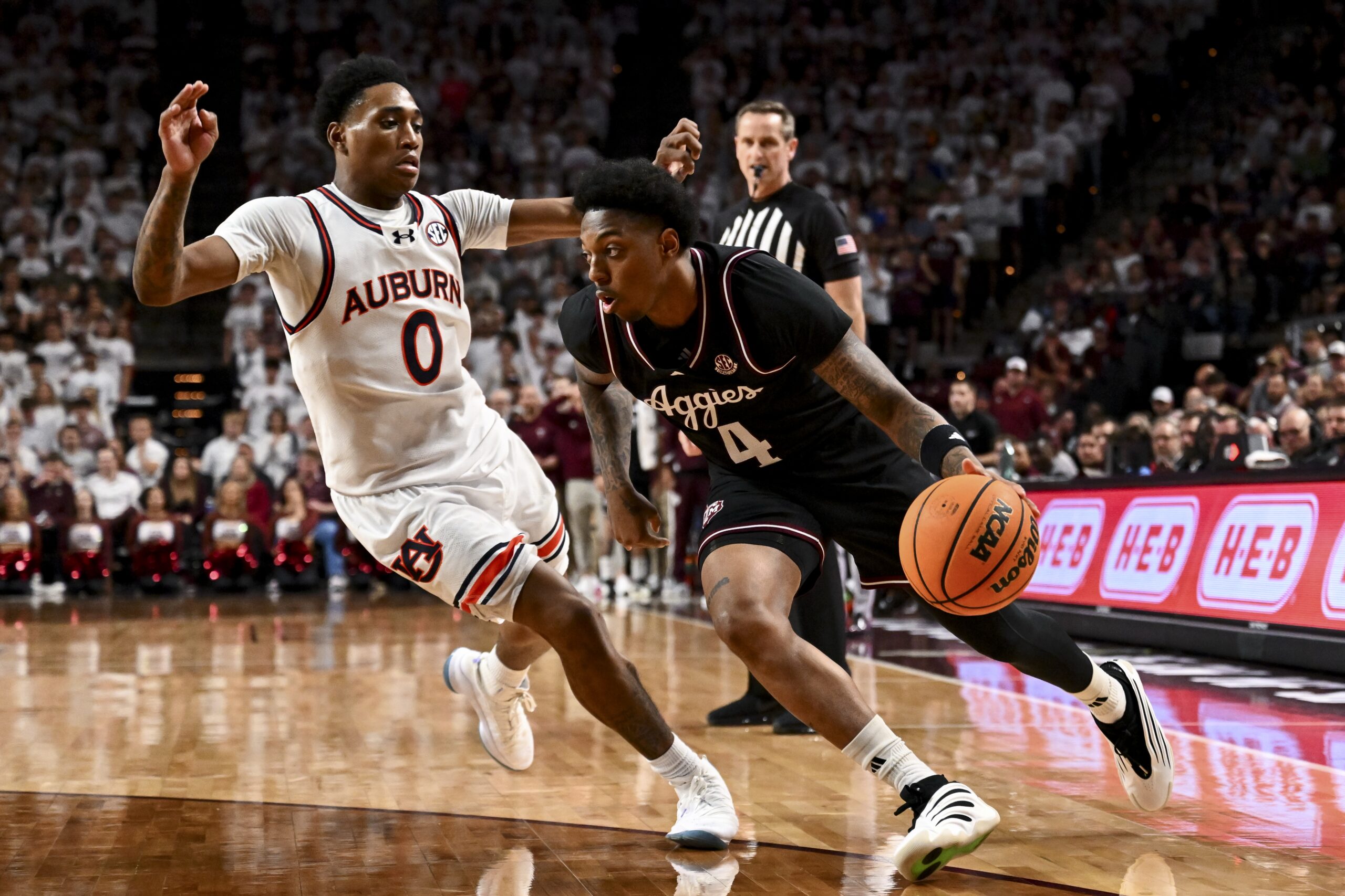 Wade Taylor IV becomes all-time leading scorer in Texas A&M history ...