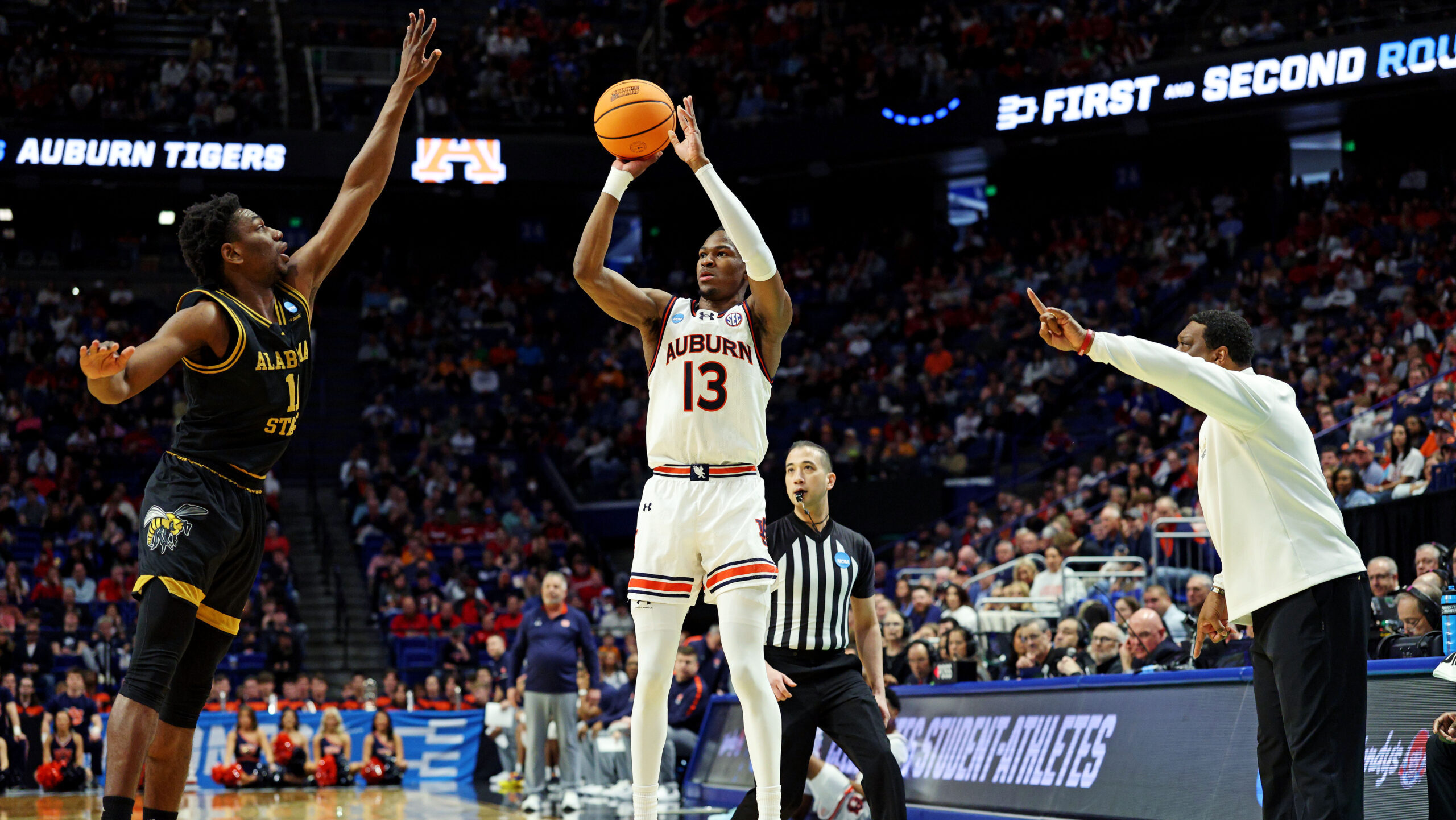 Miles Kelly says ‘I love Rupp Arena’ after huge NCAA Tournament ...