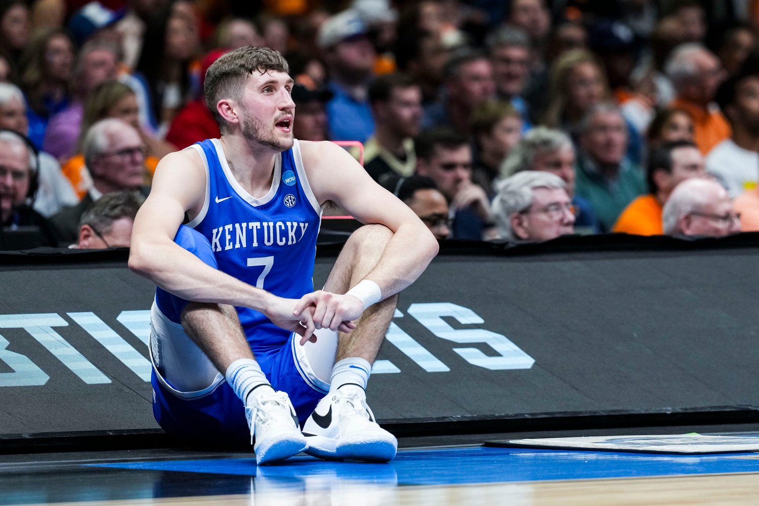 Andrew Carr after Kentucky loss: ‘Don’t want to take off this jersey’ - Saturday Down South