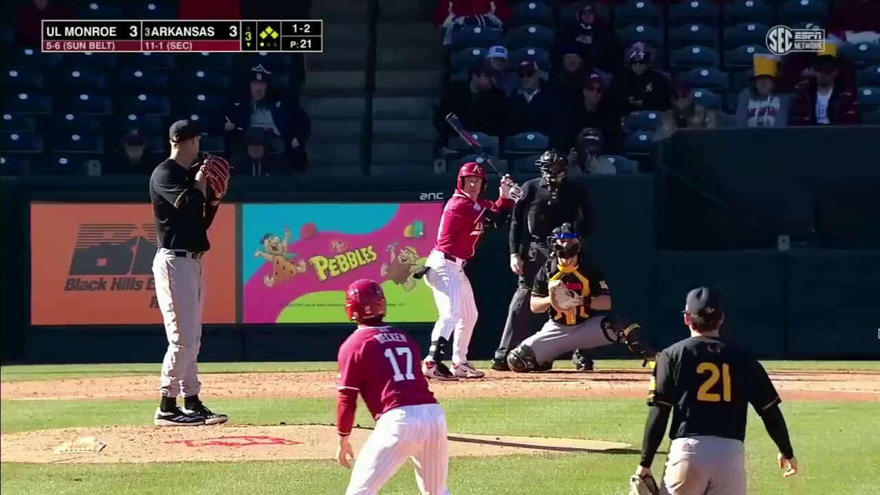 Charles Davalan hits 2nd Arkansas grand slam of day in Game 2 against ...