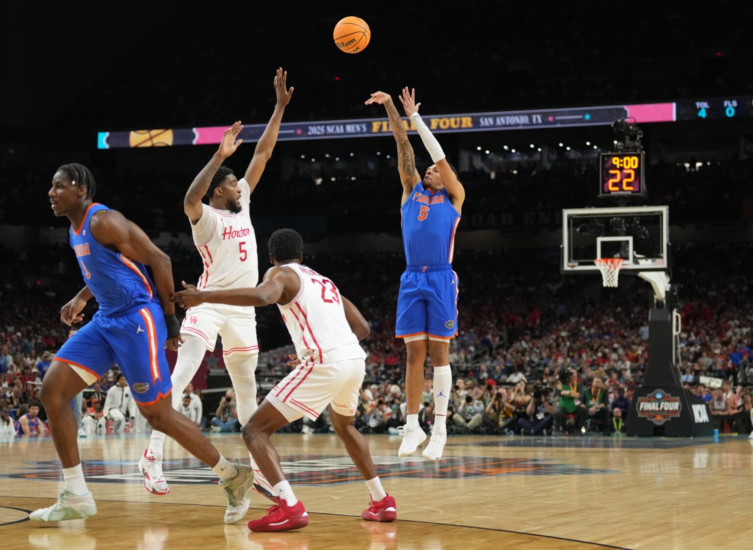Florida Basketball News - Latest on The Gators