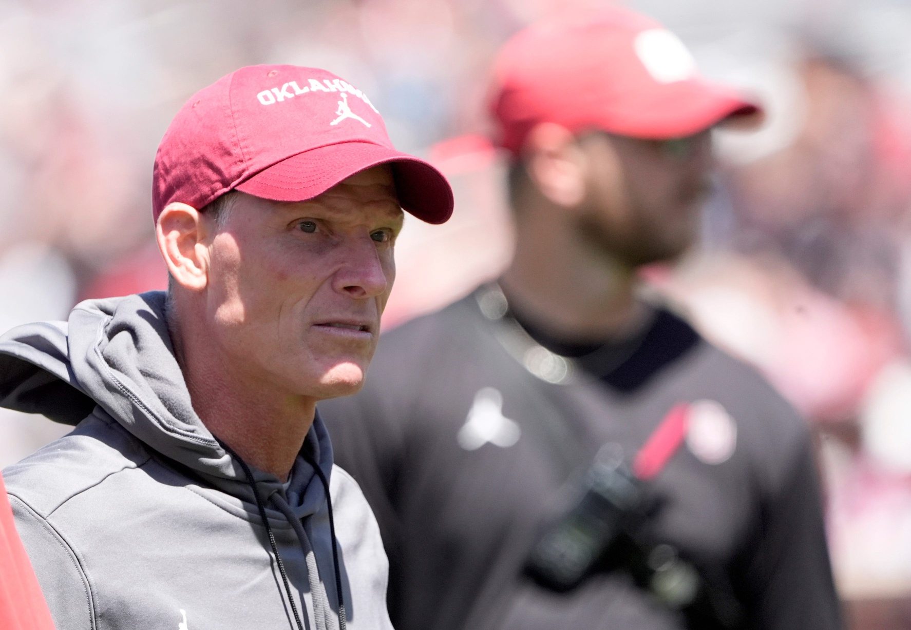 R Mason Thomas ejected for targeting vs. Temple, will miss 1st half of ...