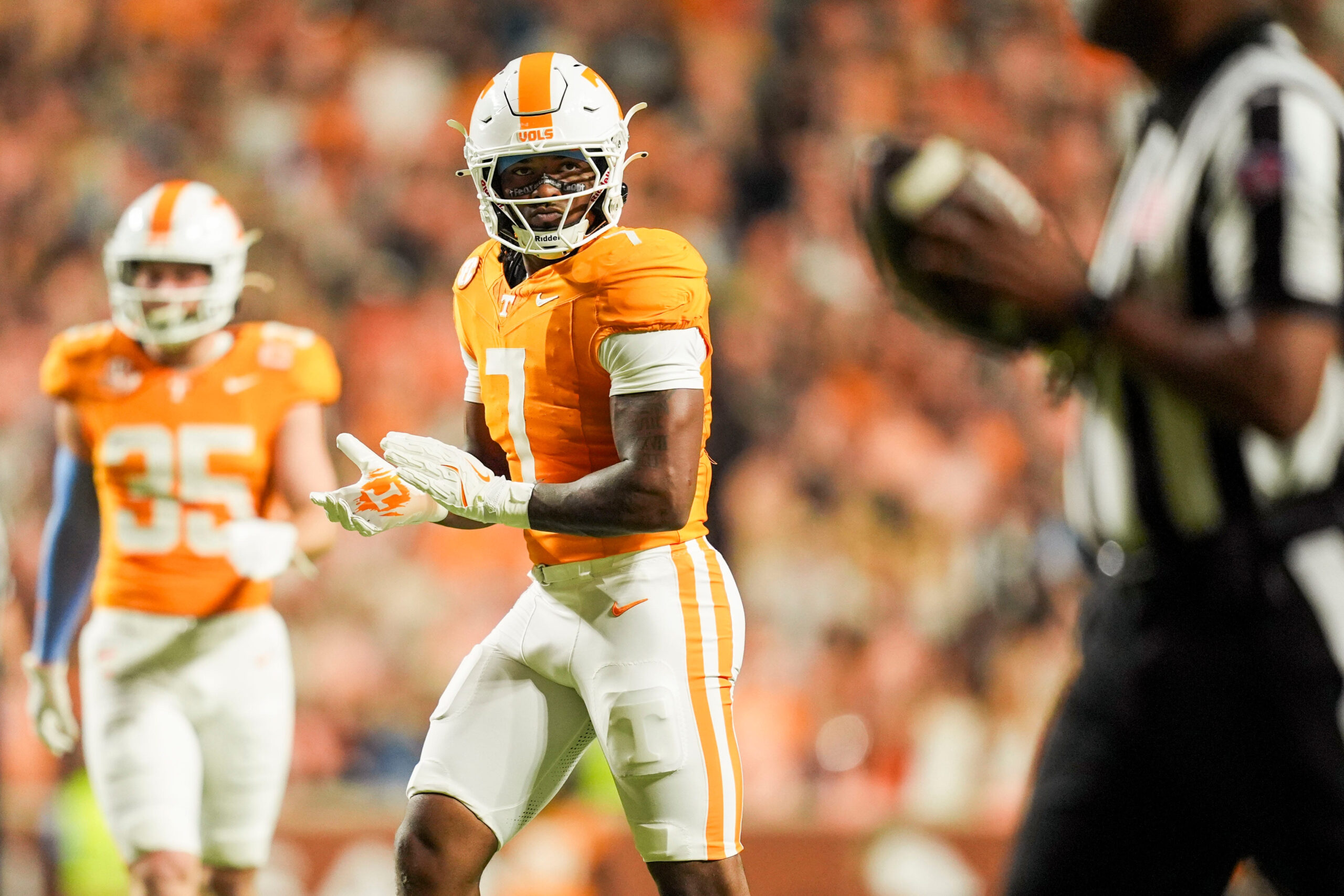 Tennessee football releases official depth chart ahead of Syracuse ...