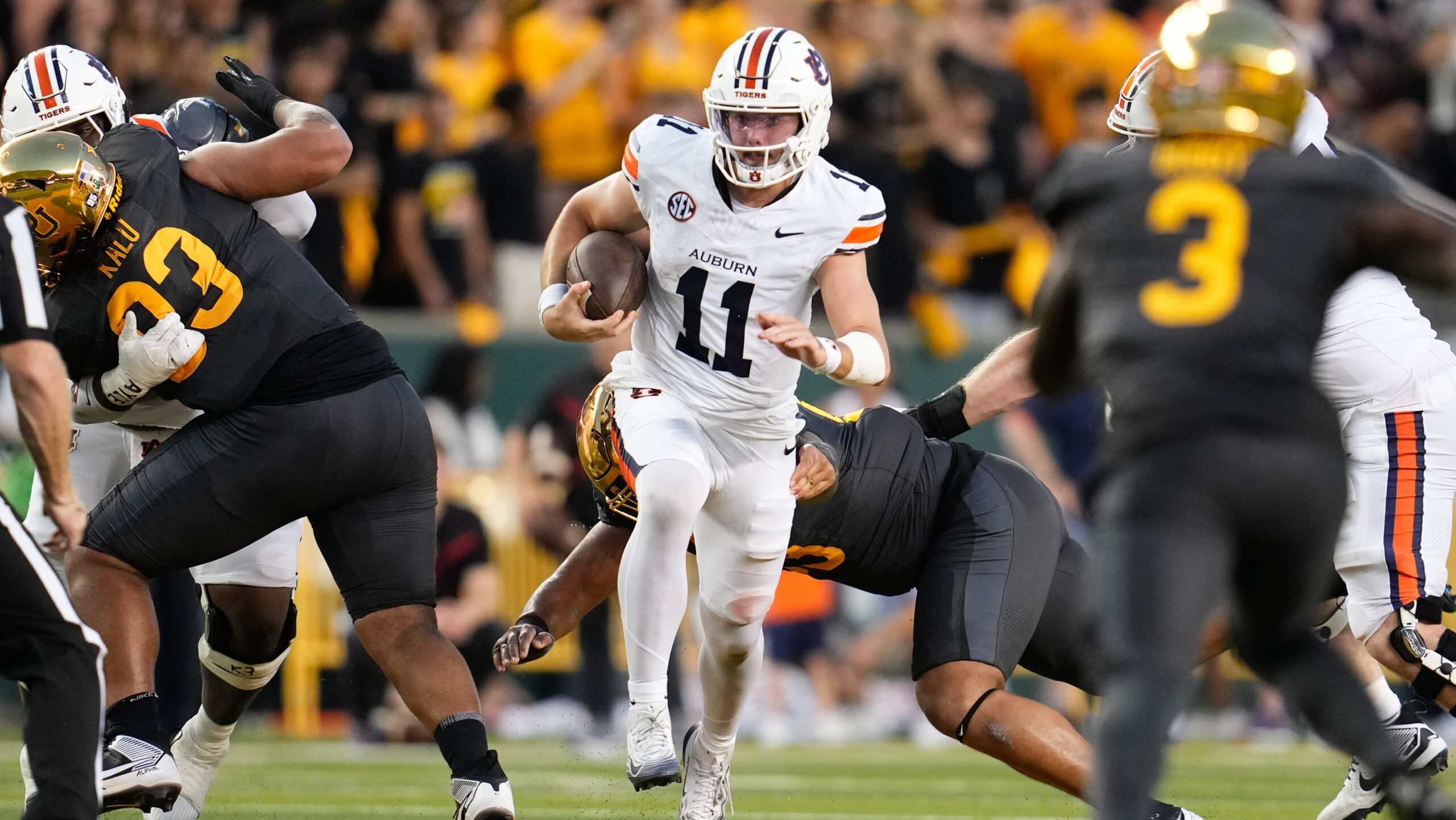 Jackson Arnold matches remarkable Cam Newton feat in impressive Auburn ...