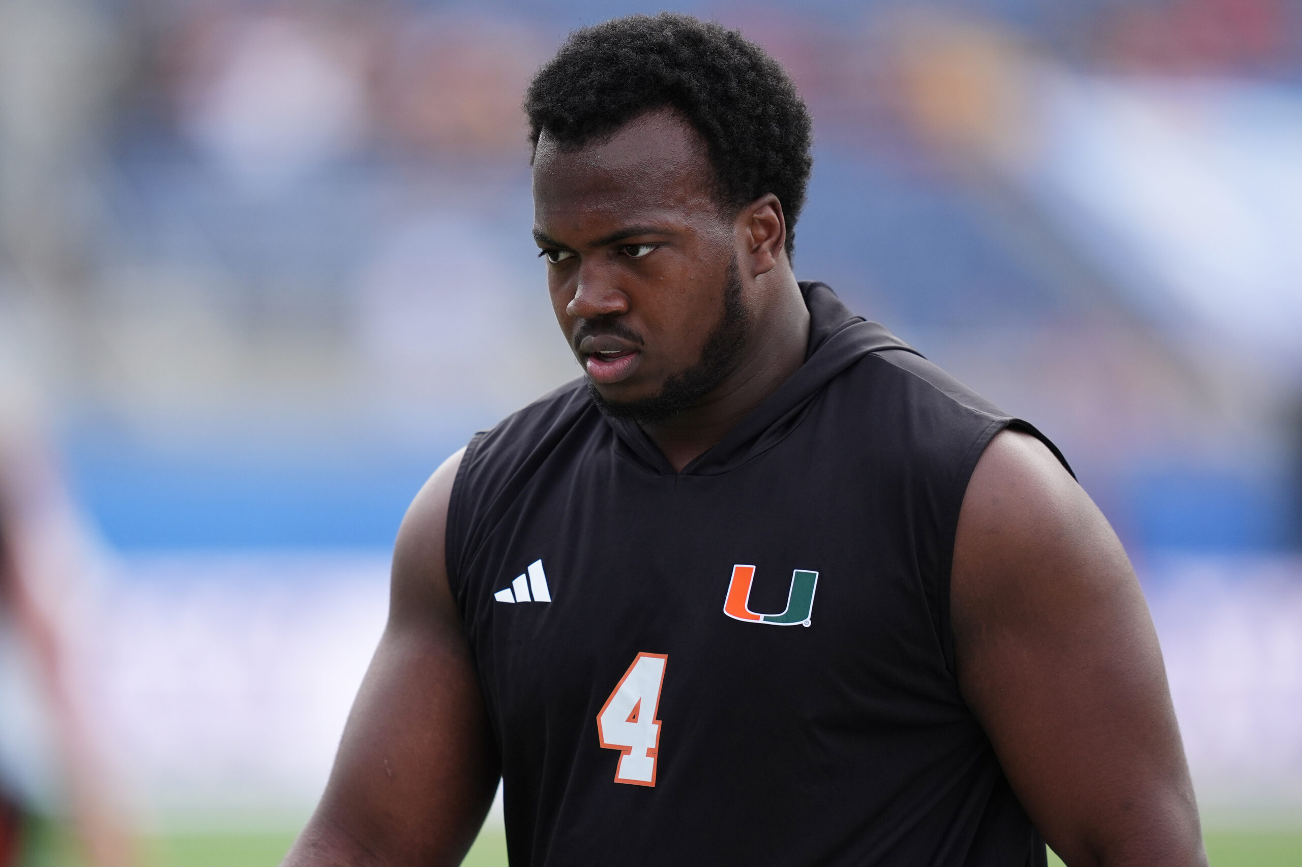 Rueben Bain Jr. chows down on barbecue gator after Miami’s win over ...