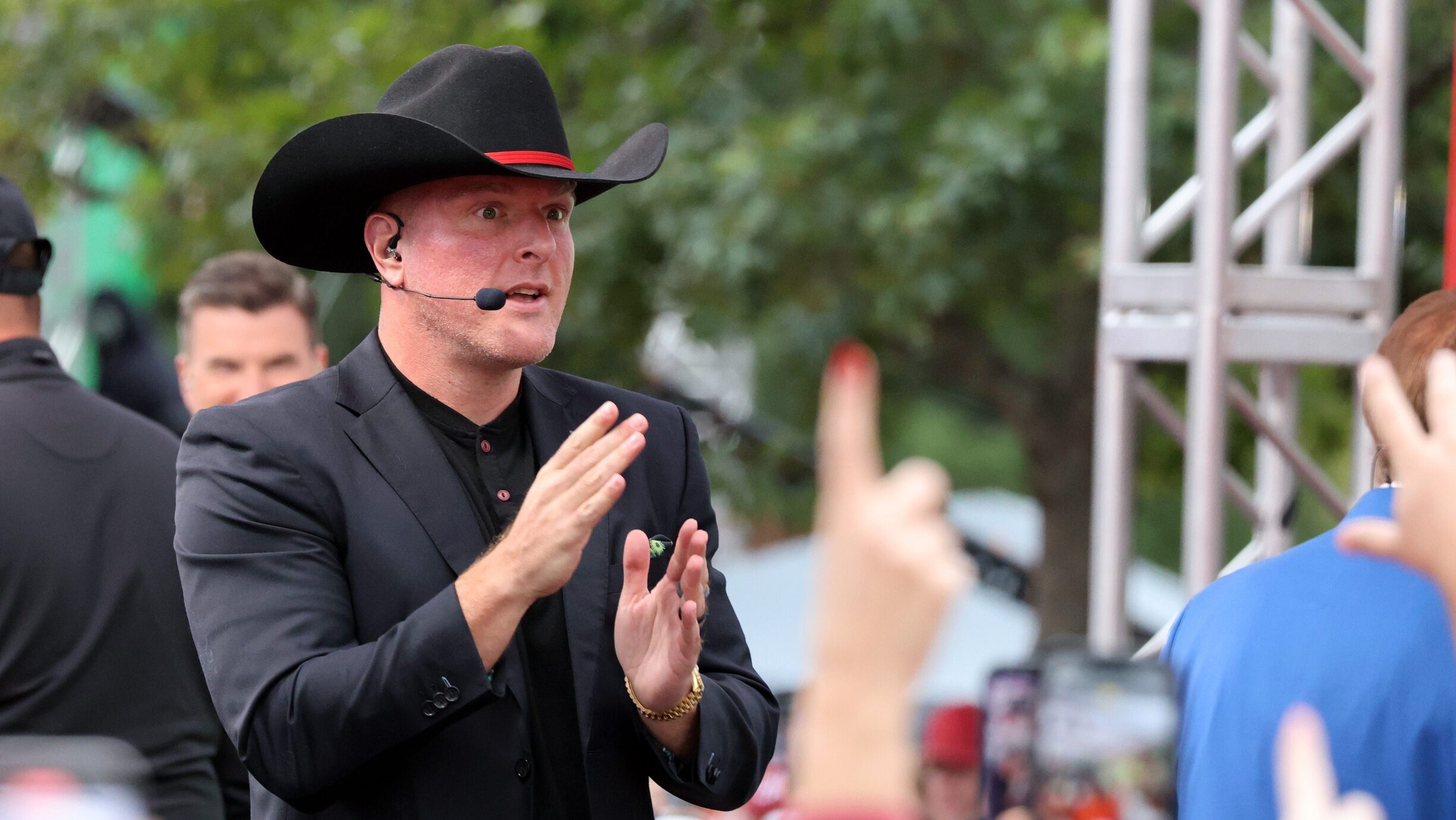 Pat McAfee announces $1 million kicking challenge for Saturday's ...