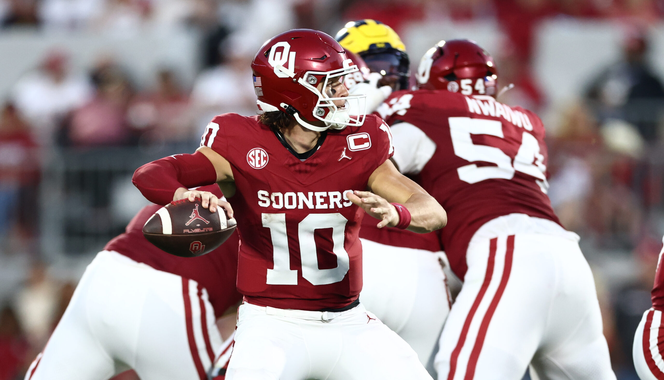 College Football Insider Updates on John Mateer's Hand Surgery - BVM Sports