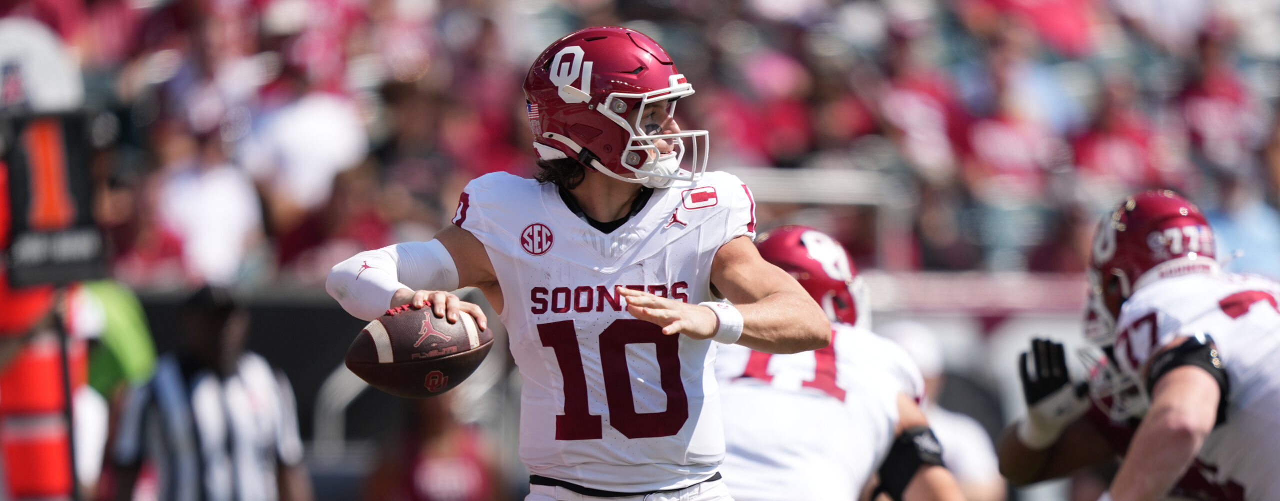 John Mateer continues impressive streak with touchdowns against Temple ...