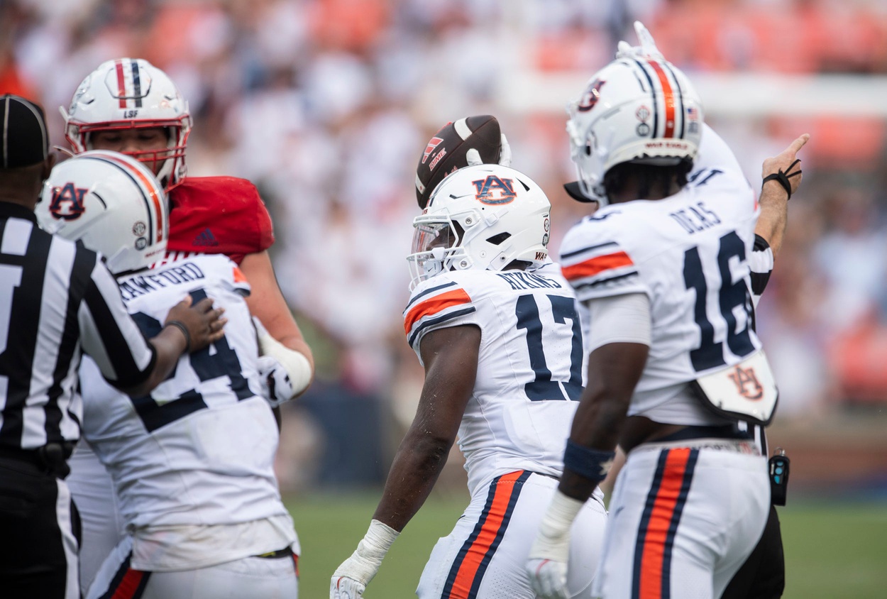 Auburn flips game vs. Texas A&M with timely fourth-quarter interception ...