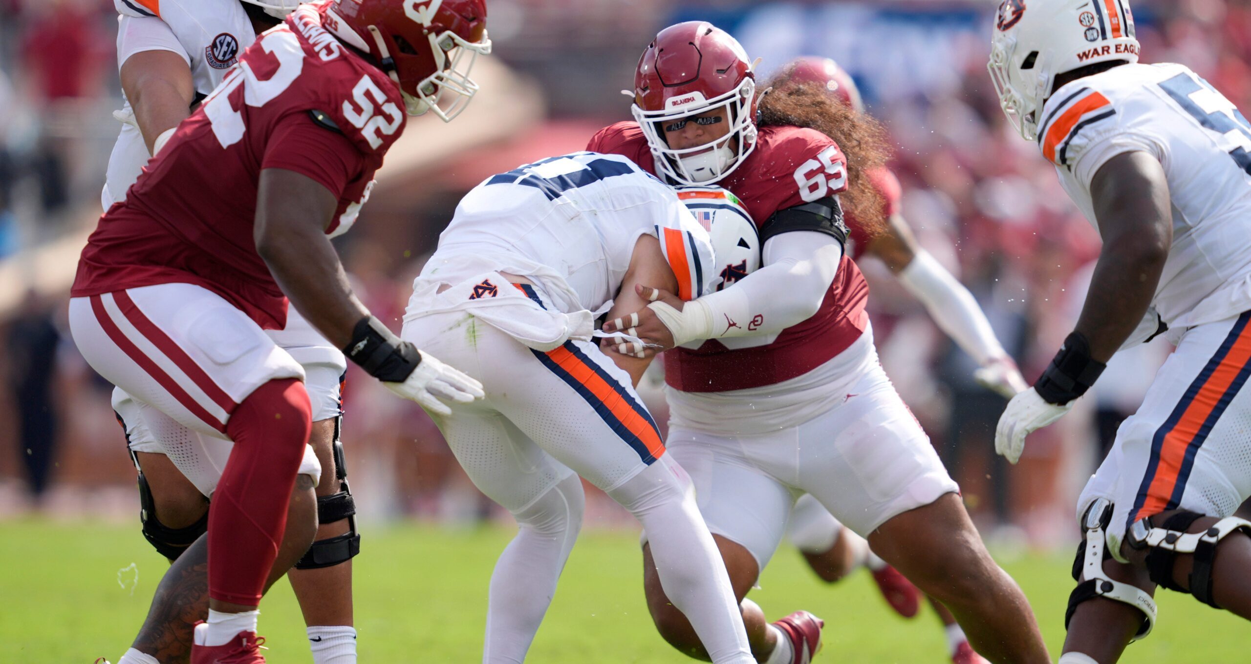 Jackson Arnold receives major backlash after taking 10 sacks in return ...