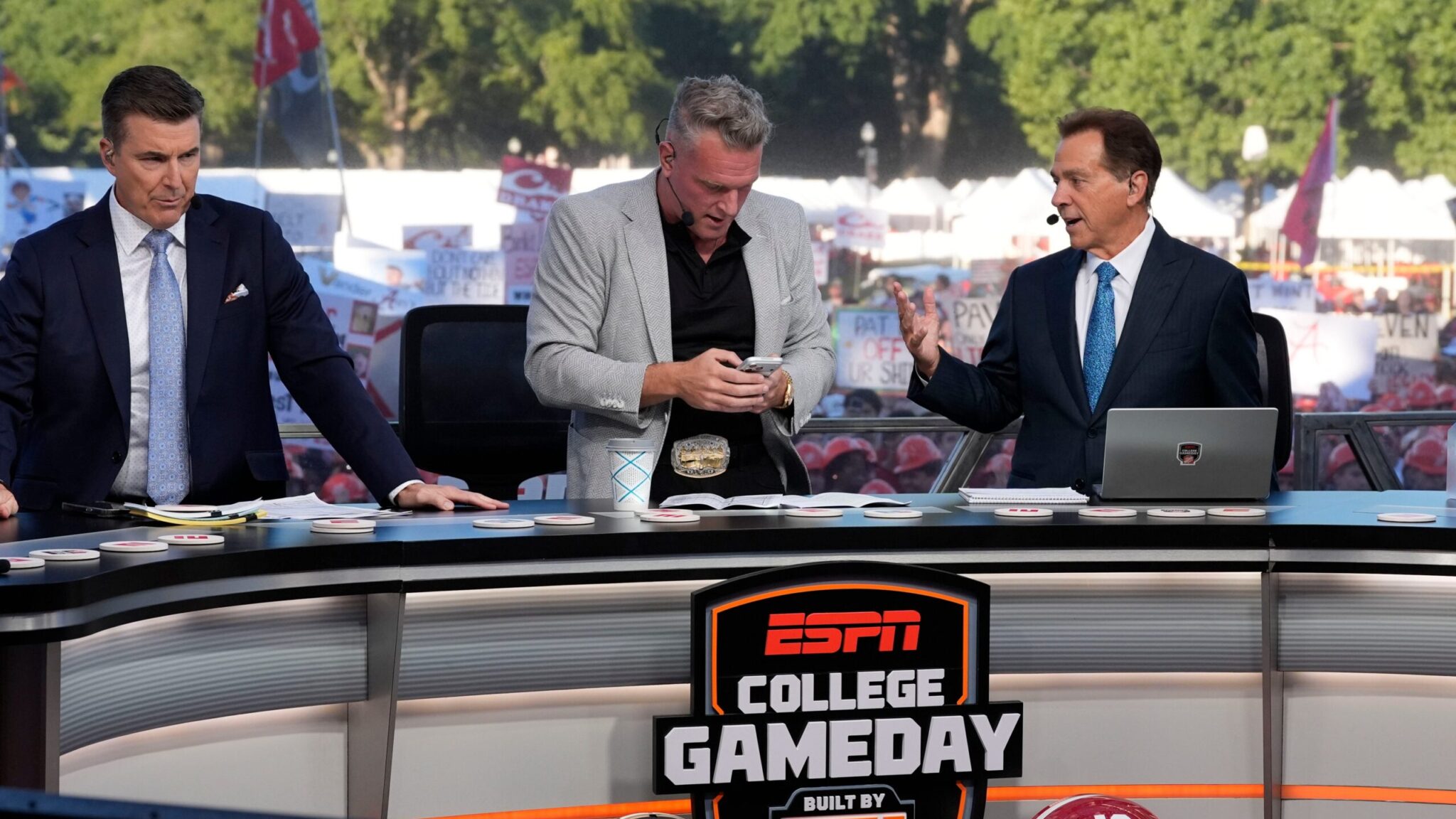 College GameDay crew, Marcus Mariota pick winner for major Mizzou ...