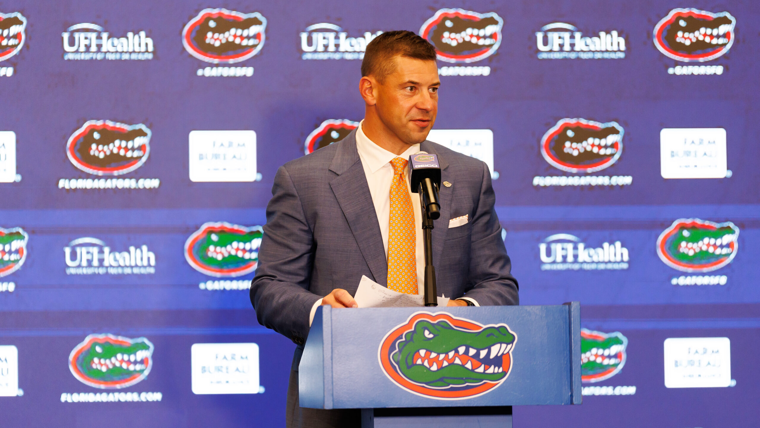 Jon Sumrall hires Tulane OL coach as Florida TE coach, per report ...