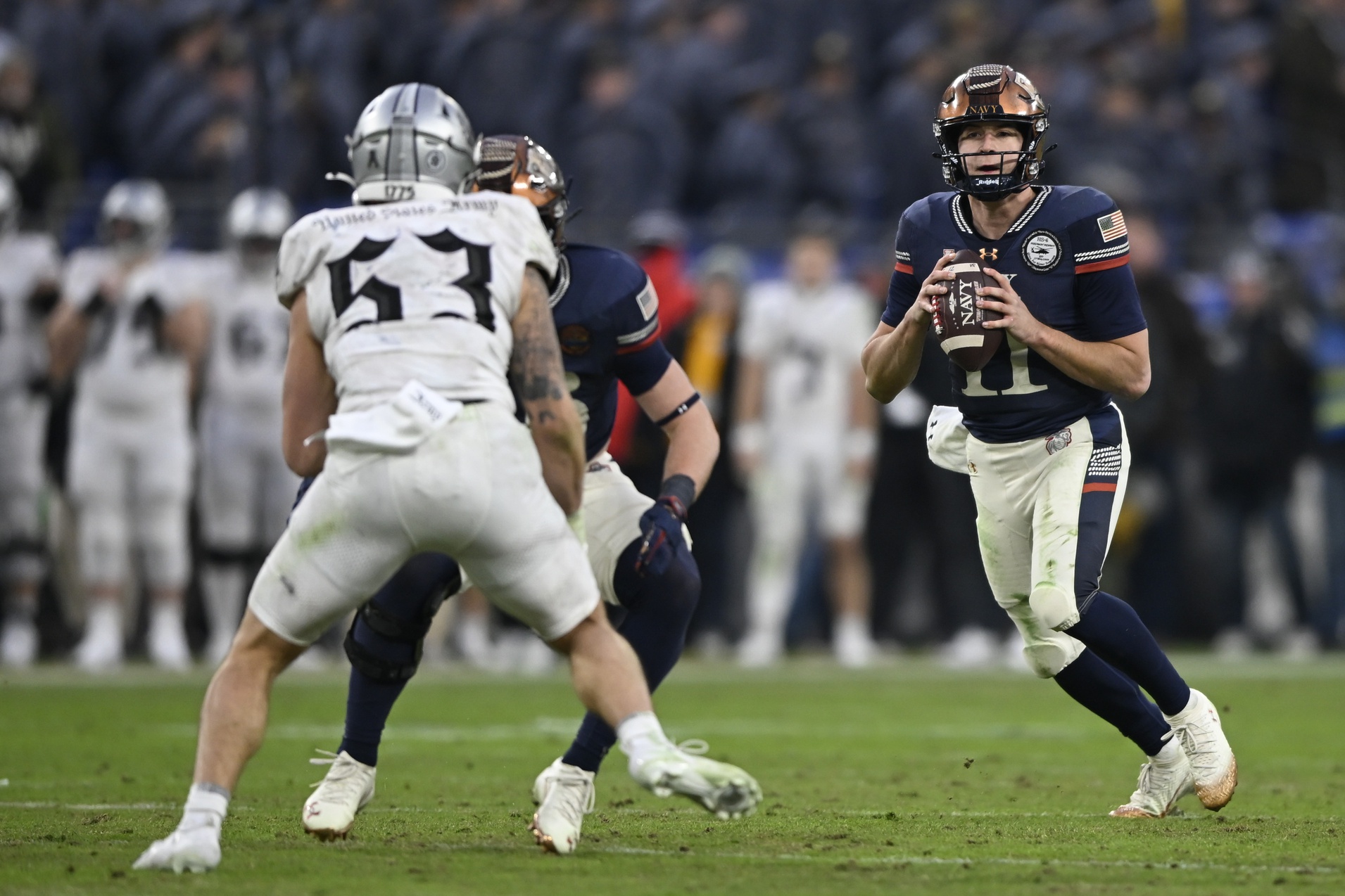 Navy completes comeback vs. Army thanks to 4th-down TD pass after goal ...