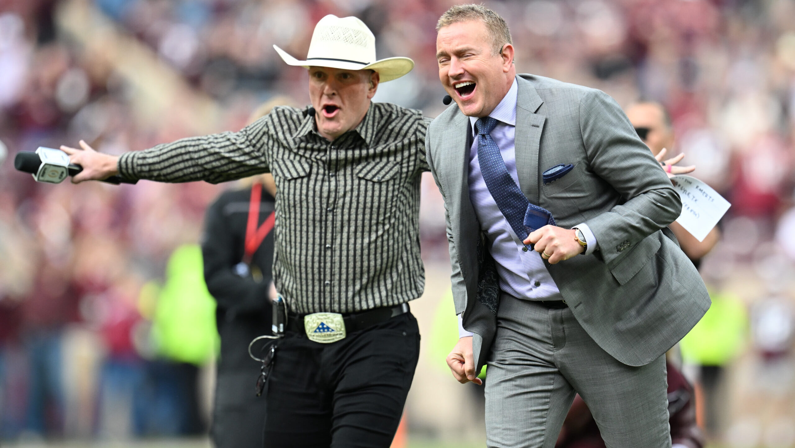 Pat McAfee delivers dramatic final pick for Miami-Texas A&M game on ...