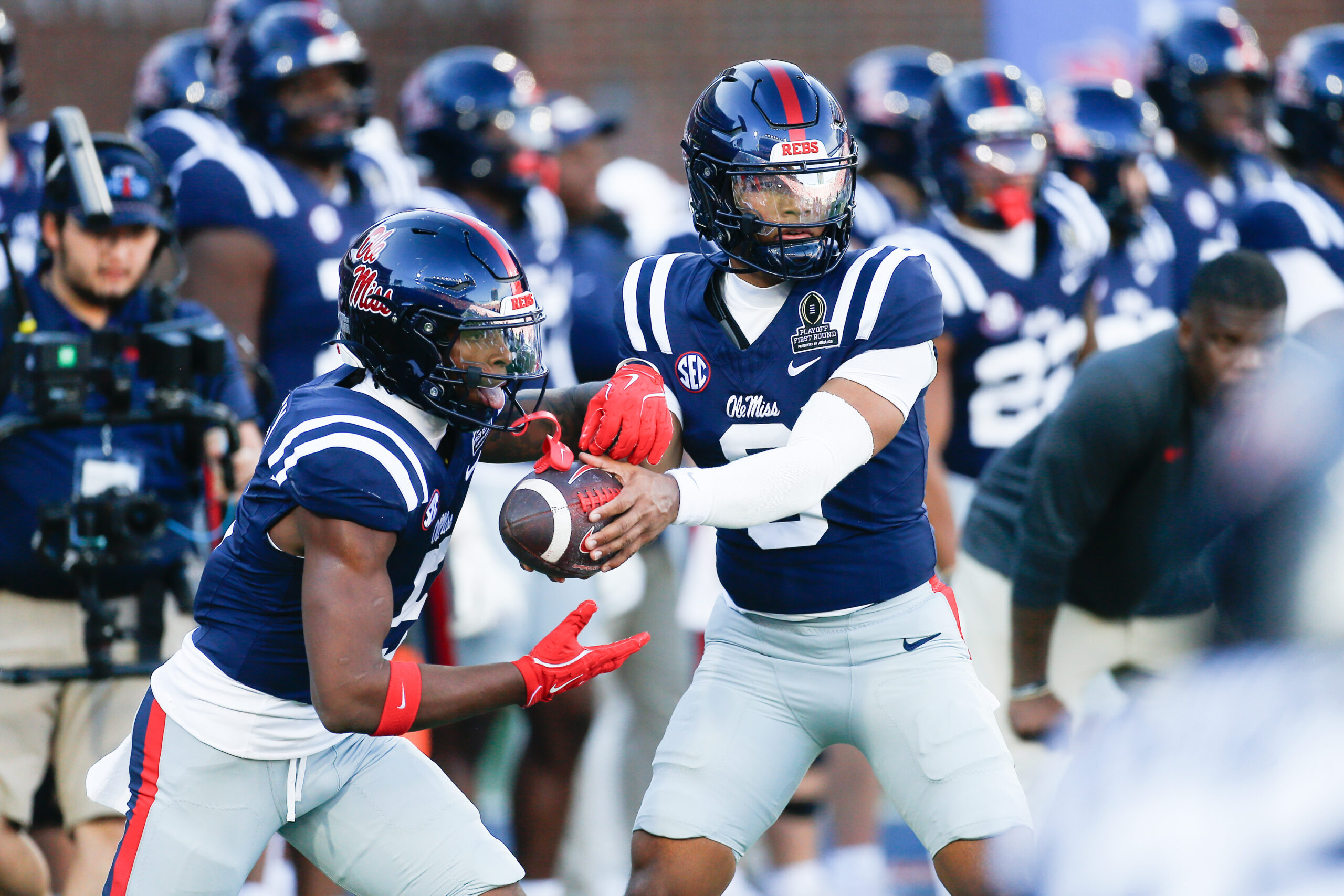 Ole Miss takes lead over Tulane just 59 seconds into Playoff game ...
