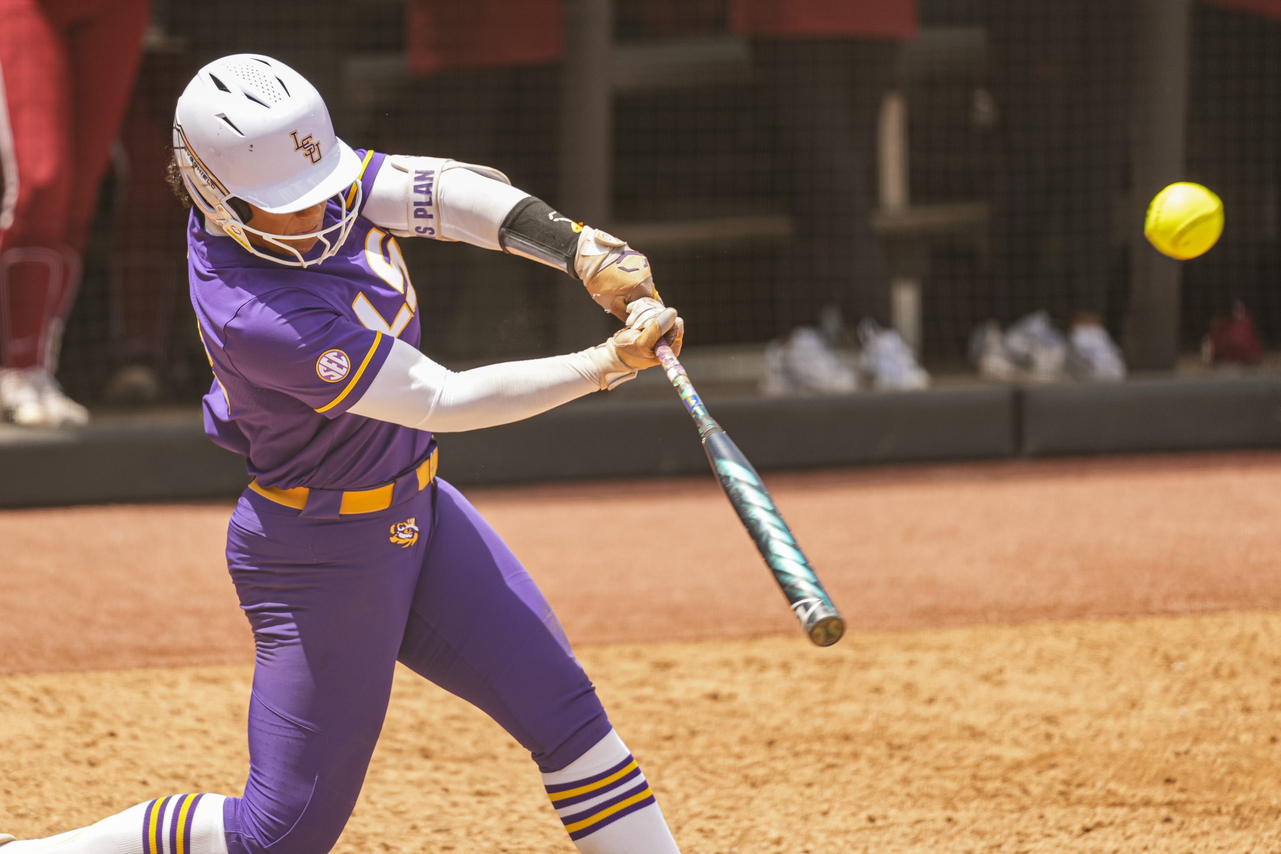 LSU softball knocks off No. 3 Oklahoma, scores first win over Sooners ...