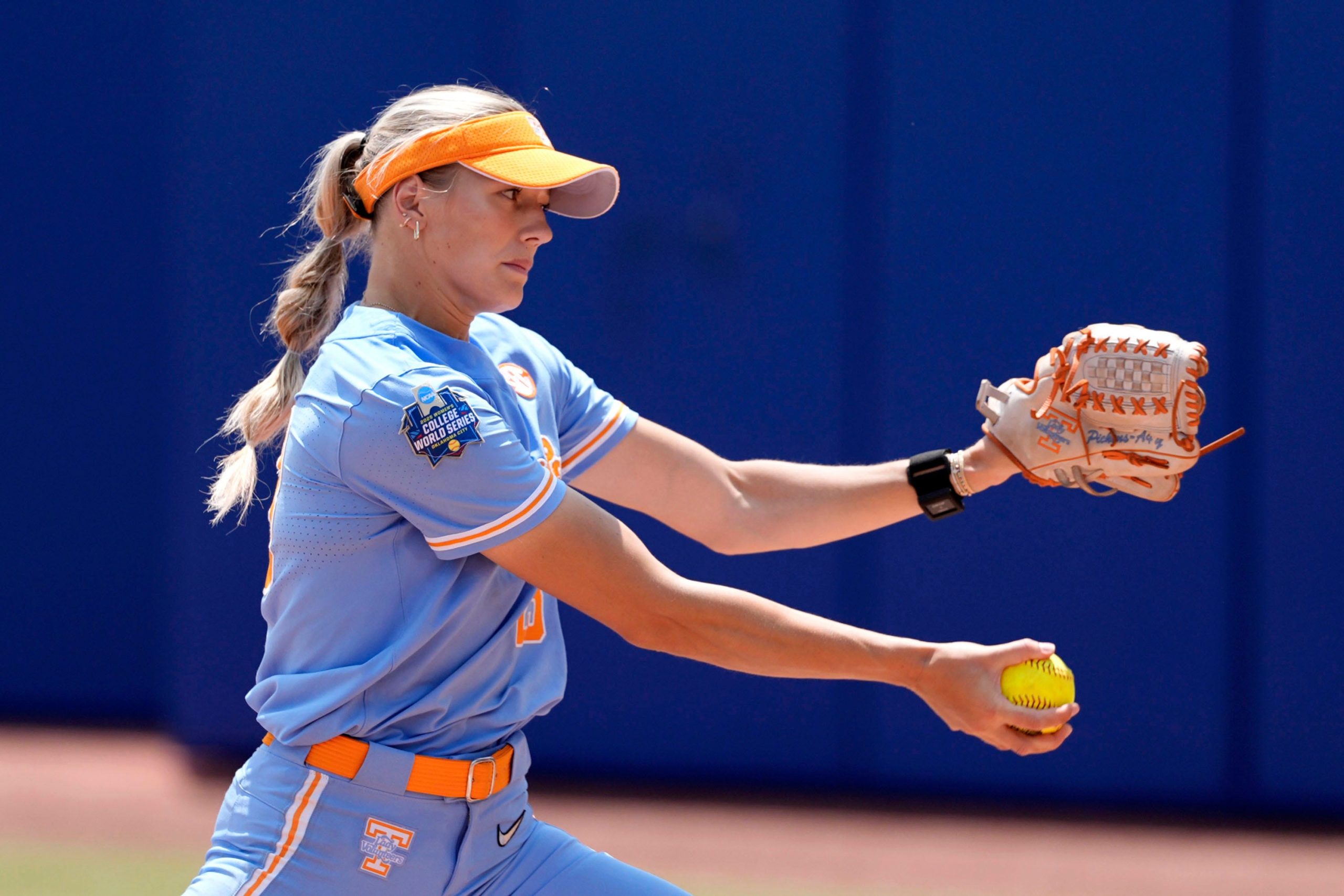 Karlyn Pickens avoids major injury following exit vs. Belmont ...