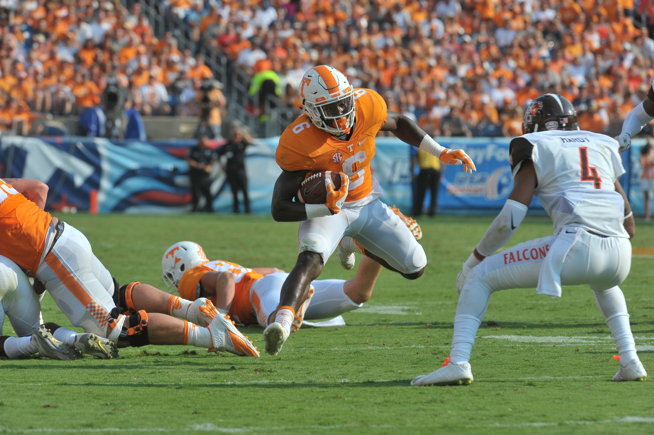 Best SEC team at every position group in Week 1