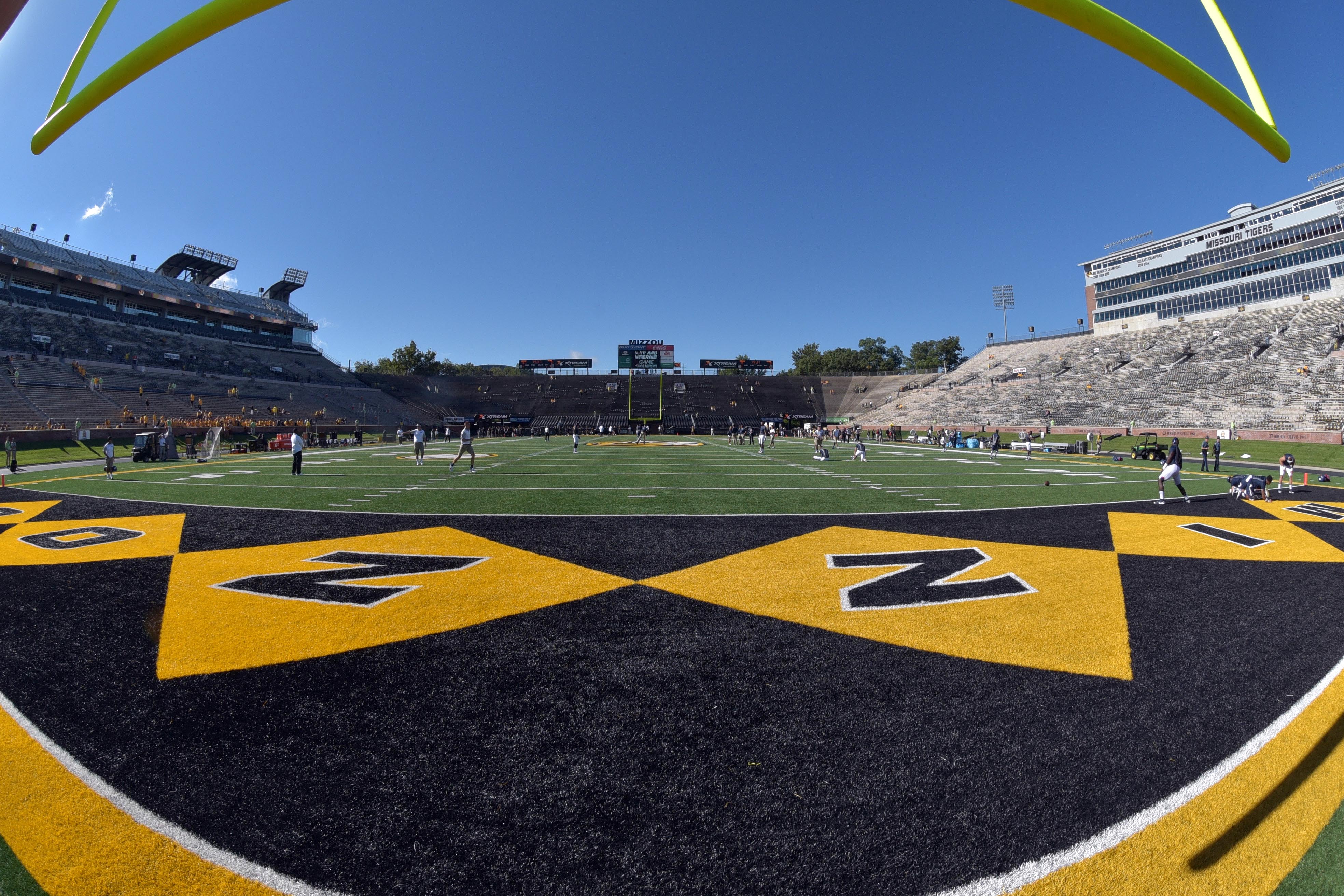 Photo: Mizzou fans 'Tiger Stripe' Faurot Field at Memorial Stadium