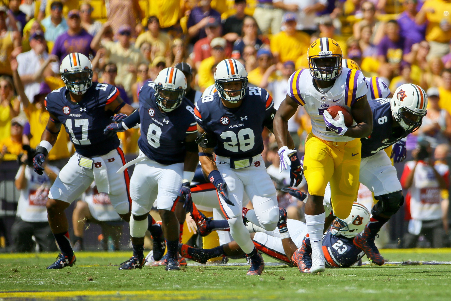 Best SEC team at every position group in Week 3