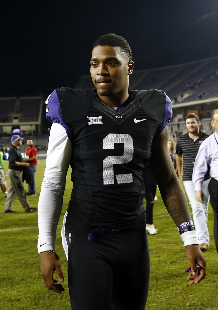 TCU QB arrested for striking police officer after bar fight