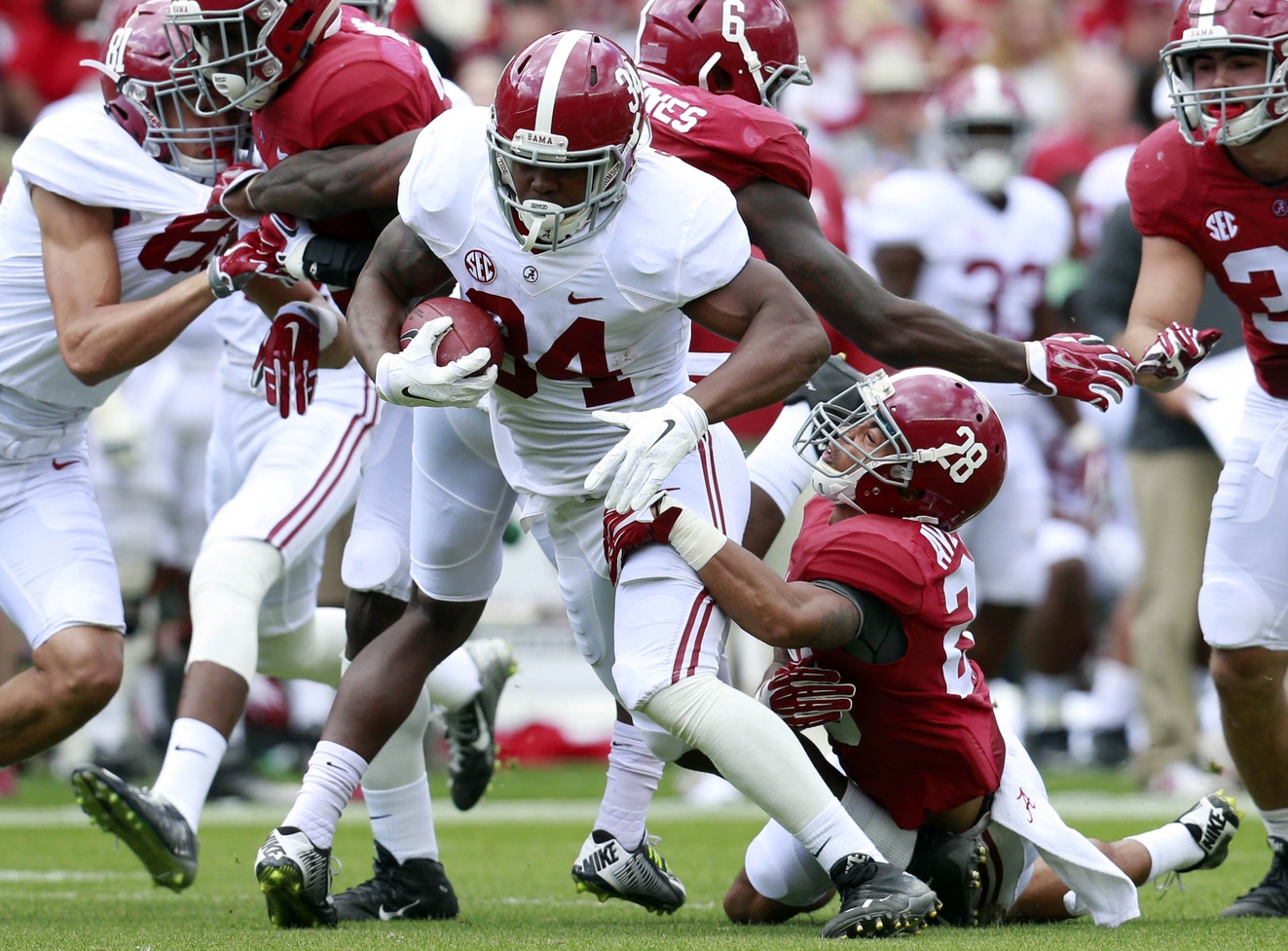 Alabama's defense dominates spring game
