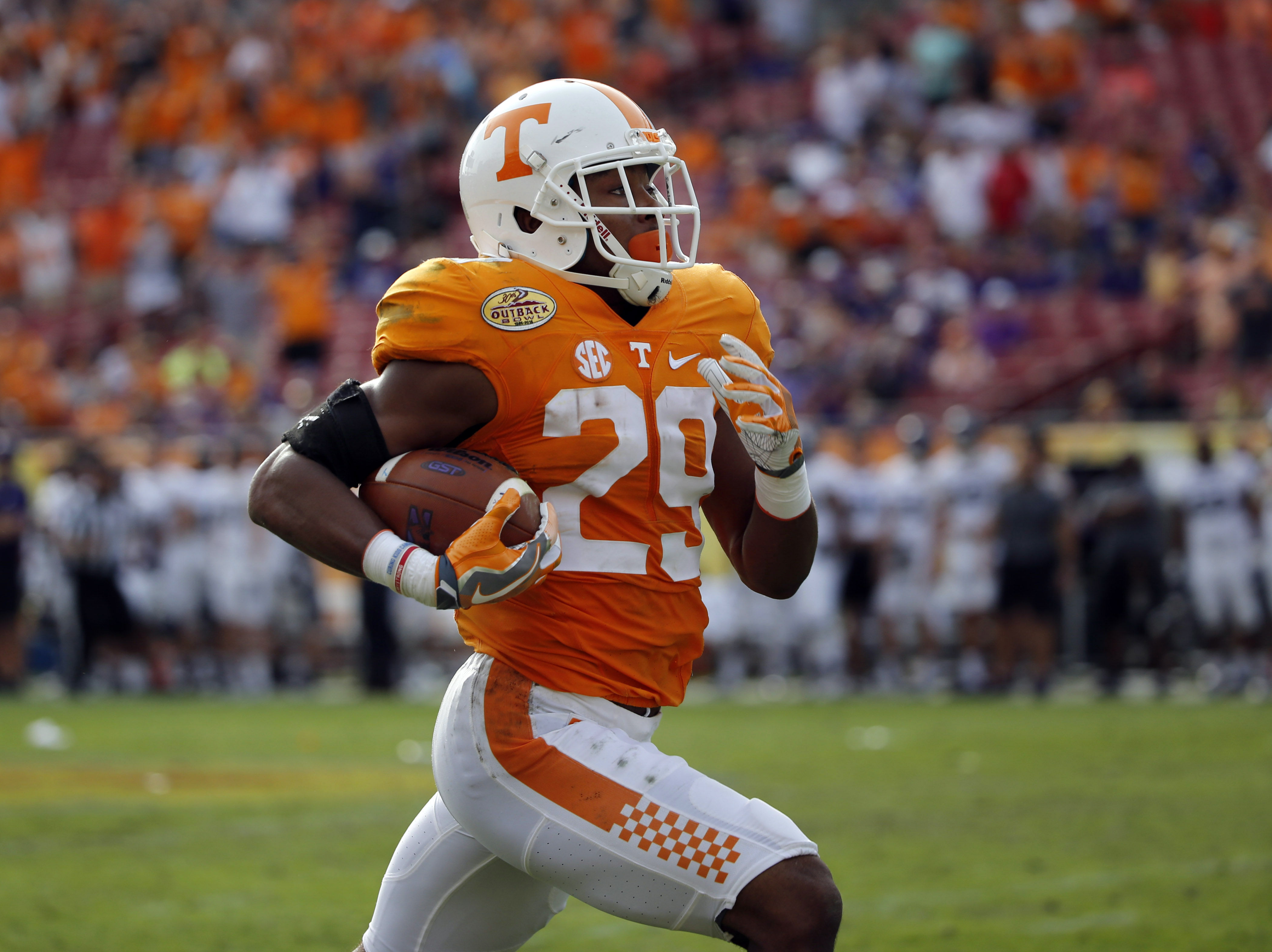 All-American returner Evan Berry finding role on Tennessee defense
