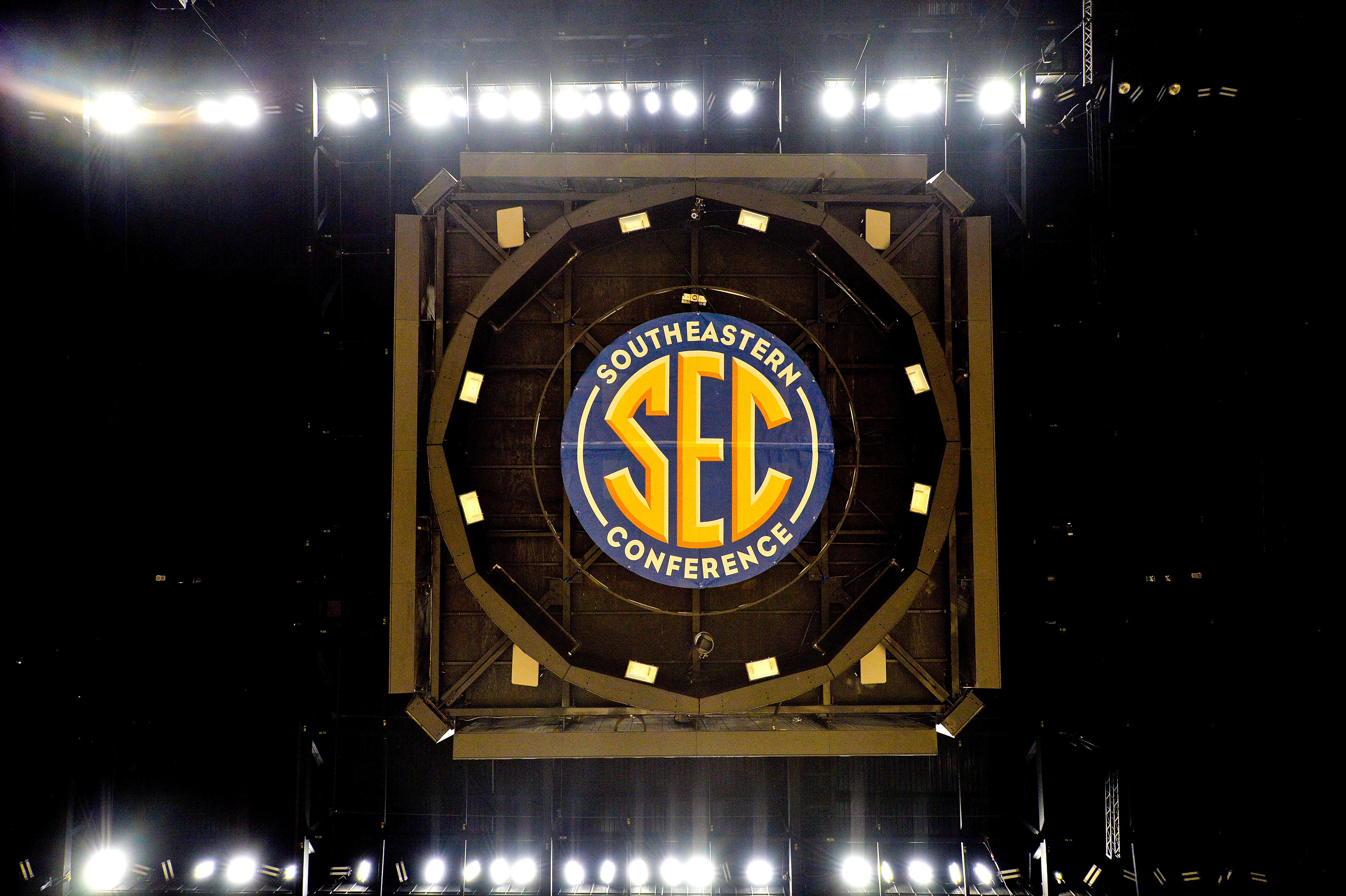 SEC announces patch program for athletes who've achieved undergraduate ...