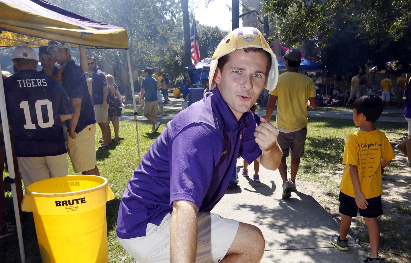 5 tailgate hacks that will drastically improve your tailgating life