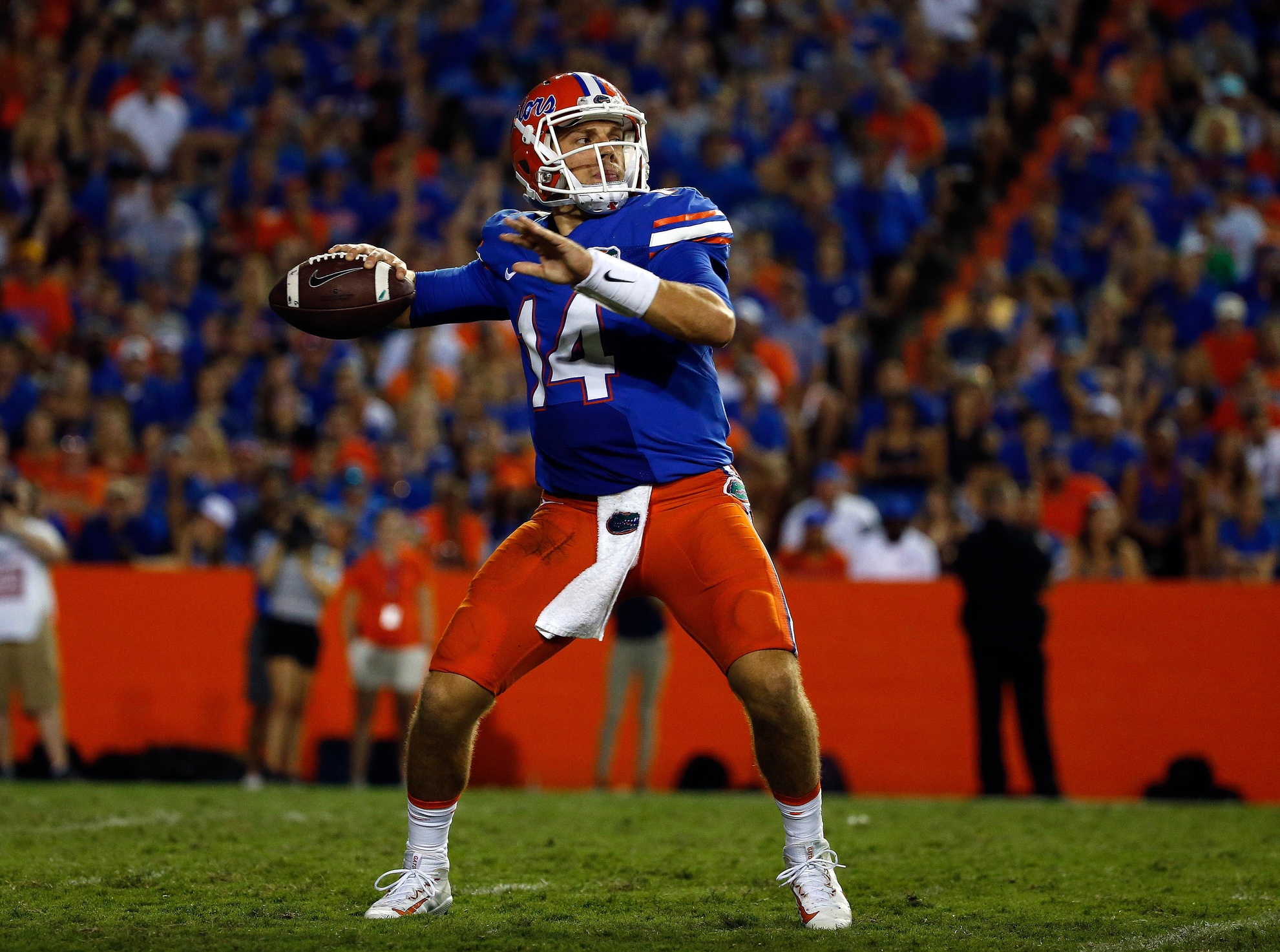 Luke Del Rio shares inside info on Florida's QB competition, names ...