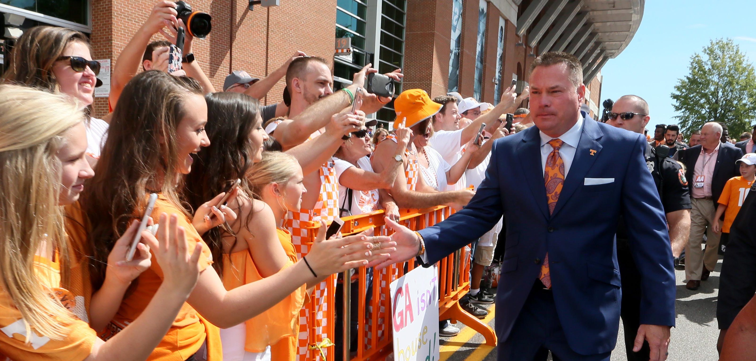 Distinguished Tennessee writer claims Butch Jones' approval at historic ...
