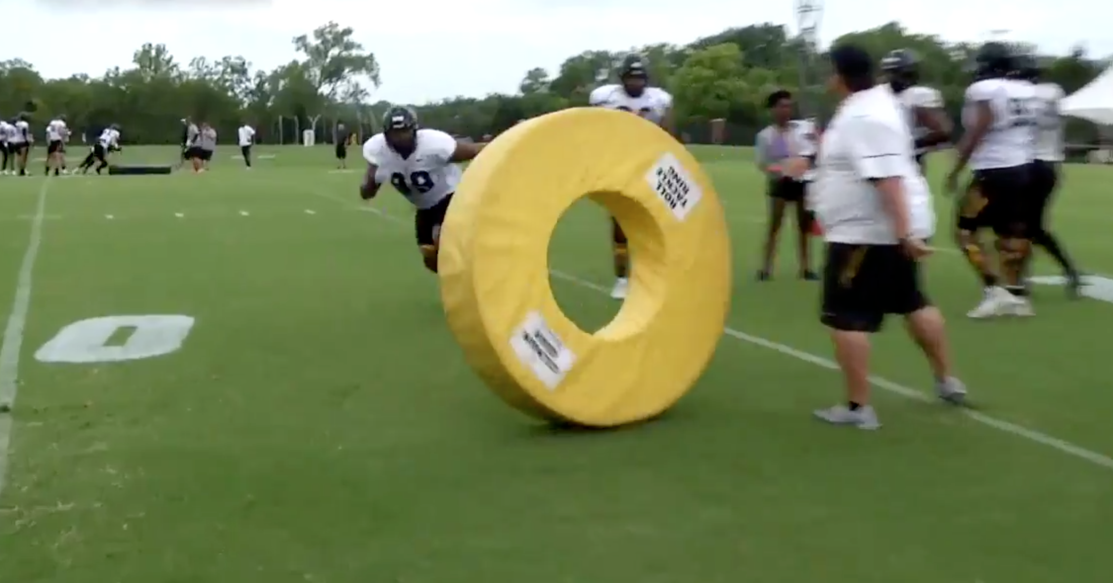 WATCH: Mizzou DL coach Brick Haley breaks down his unit during training ...