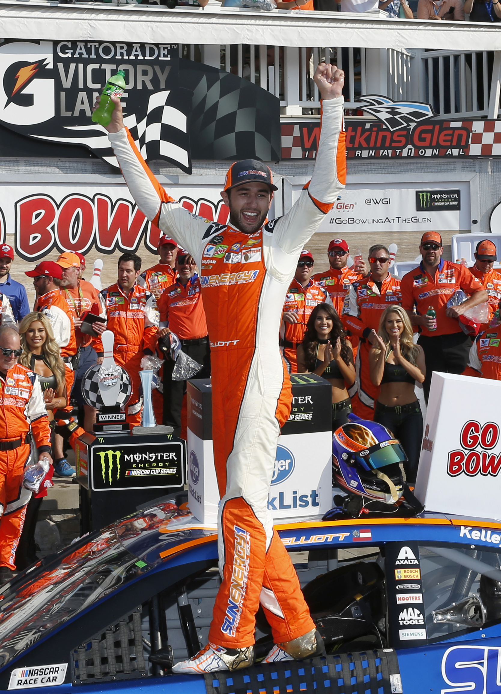 WATCH: NASCAR driver Chase Elliott reveals he watched Kirby Smart ...