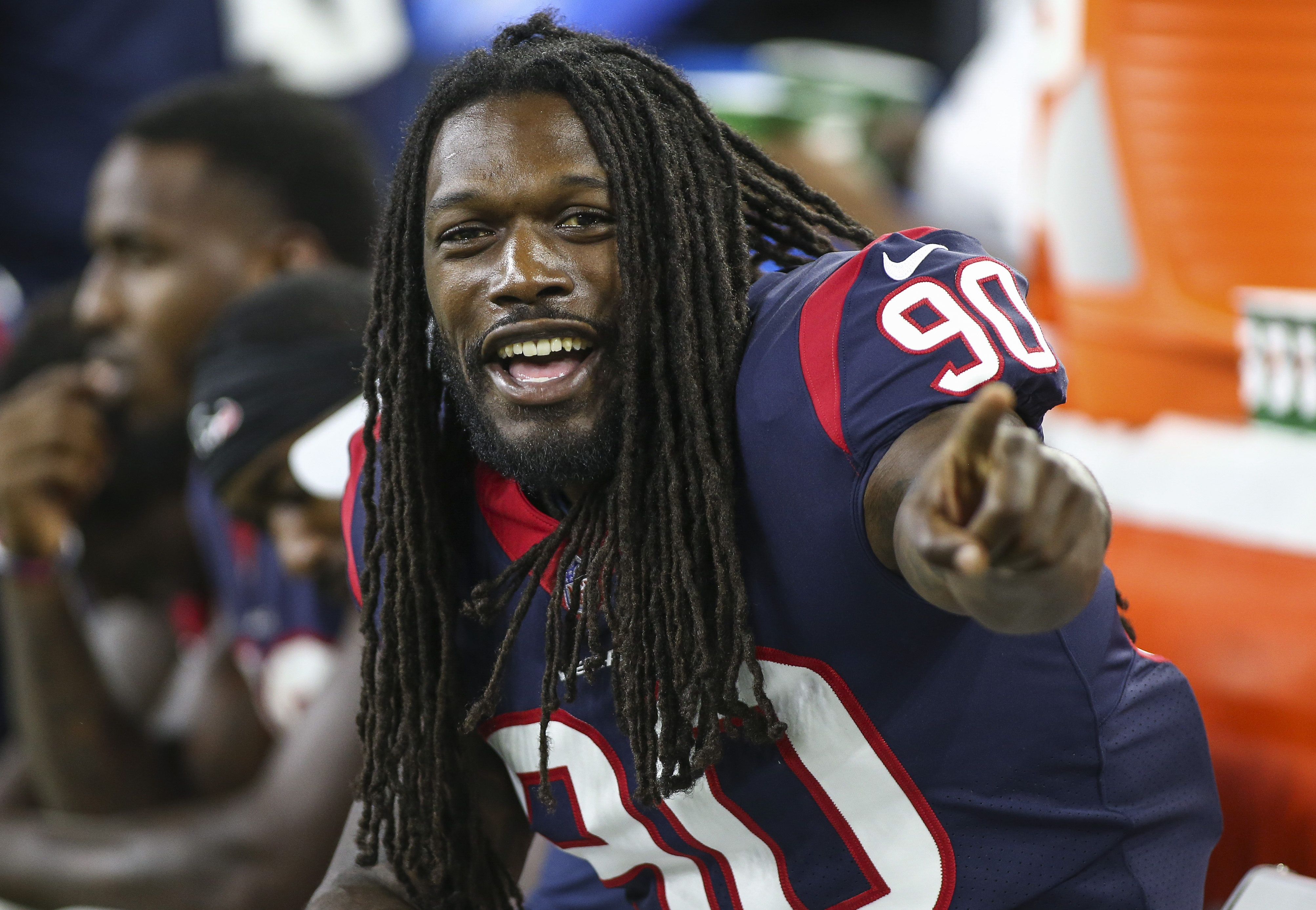 Jadeveon Clowney receives fine for taunting in game he didn't even play in