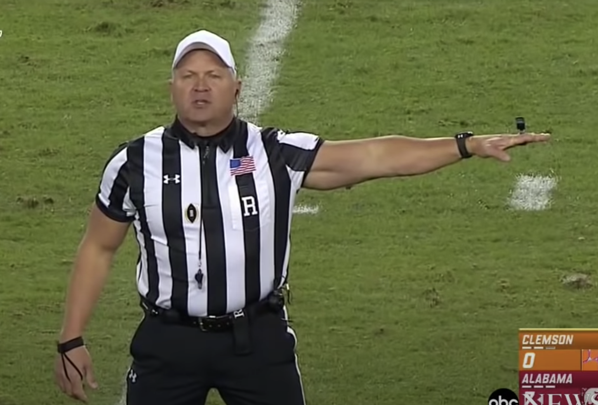 Jacked referee from 2017 Alabama-Clemson National Championship Game ...
