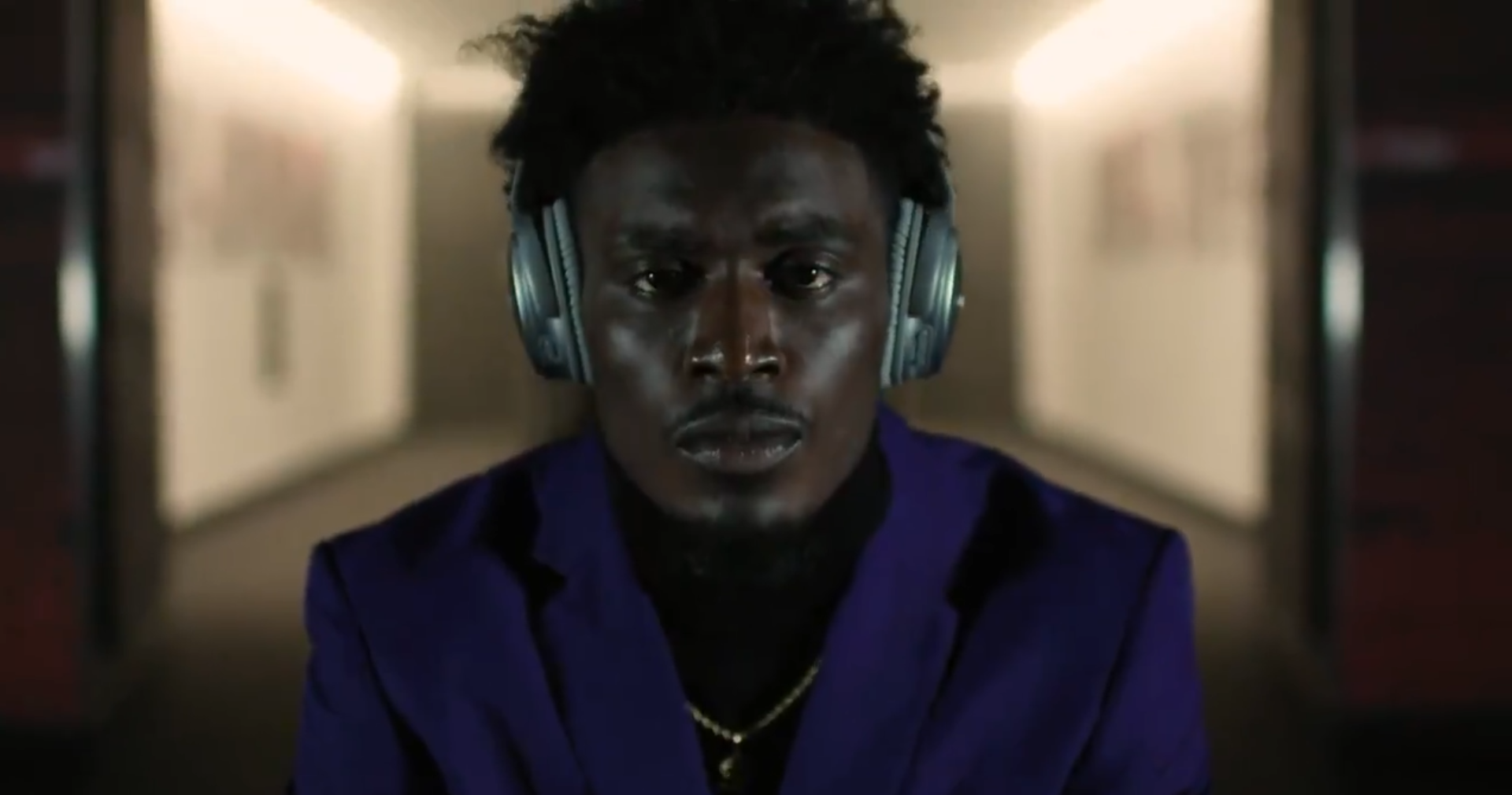 'Game On': Dylan Moses stars in Alabama's unique Week 1 hype trailer