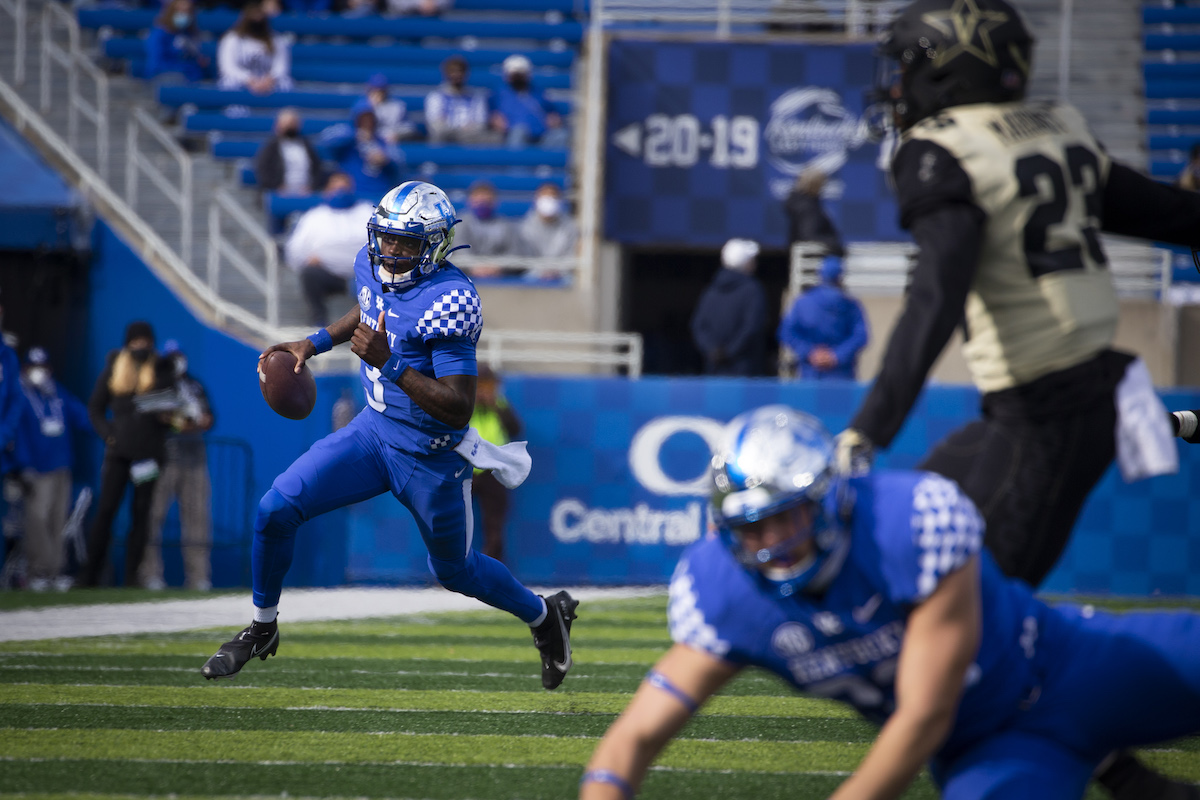 Terry Wilson puts together his best half of the season, guides Kentucky ...