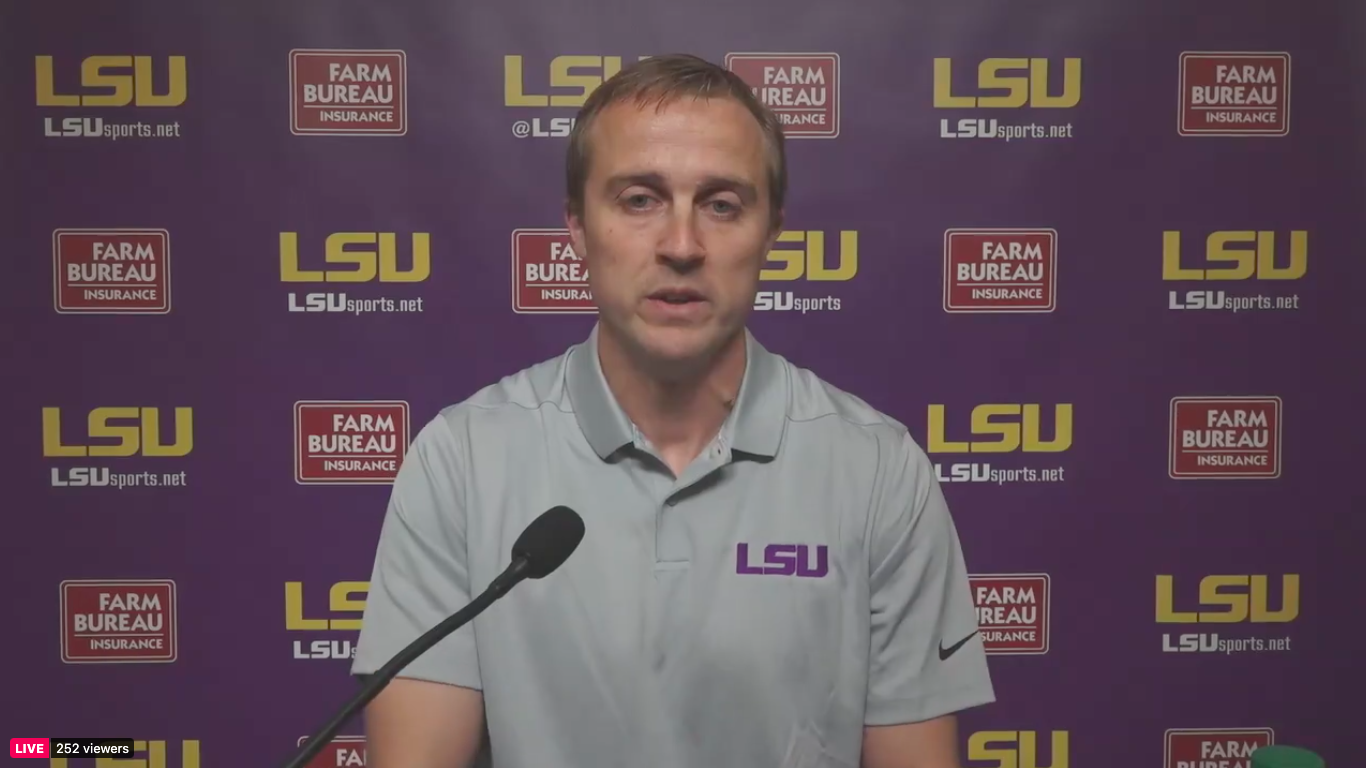 LSU OC Jake Peetz offers early assessment of QBs TJ Finley, Myles ...