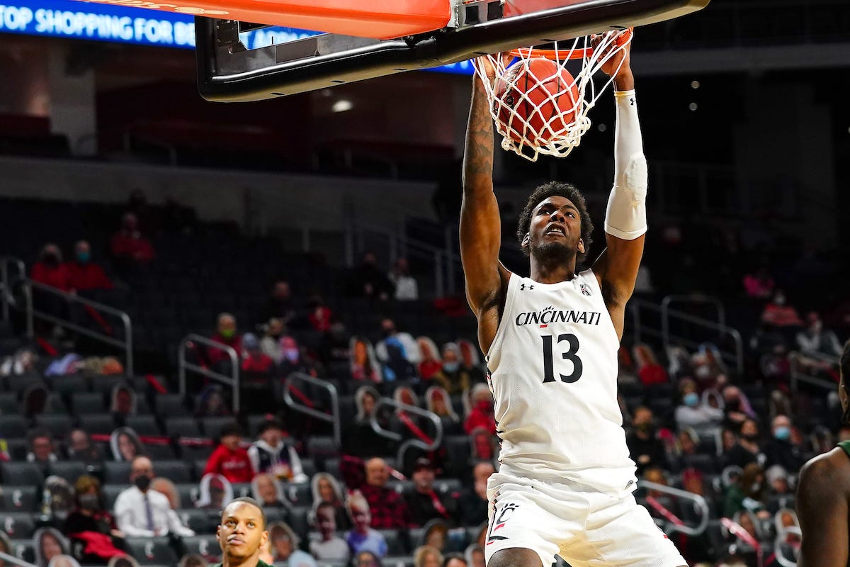 Former Cincinnati forward Tari Eason announces transfer to LSU